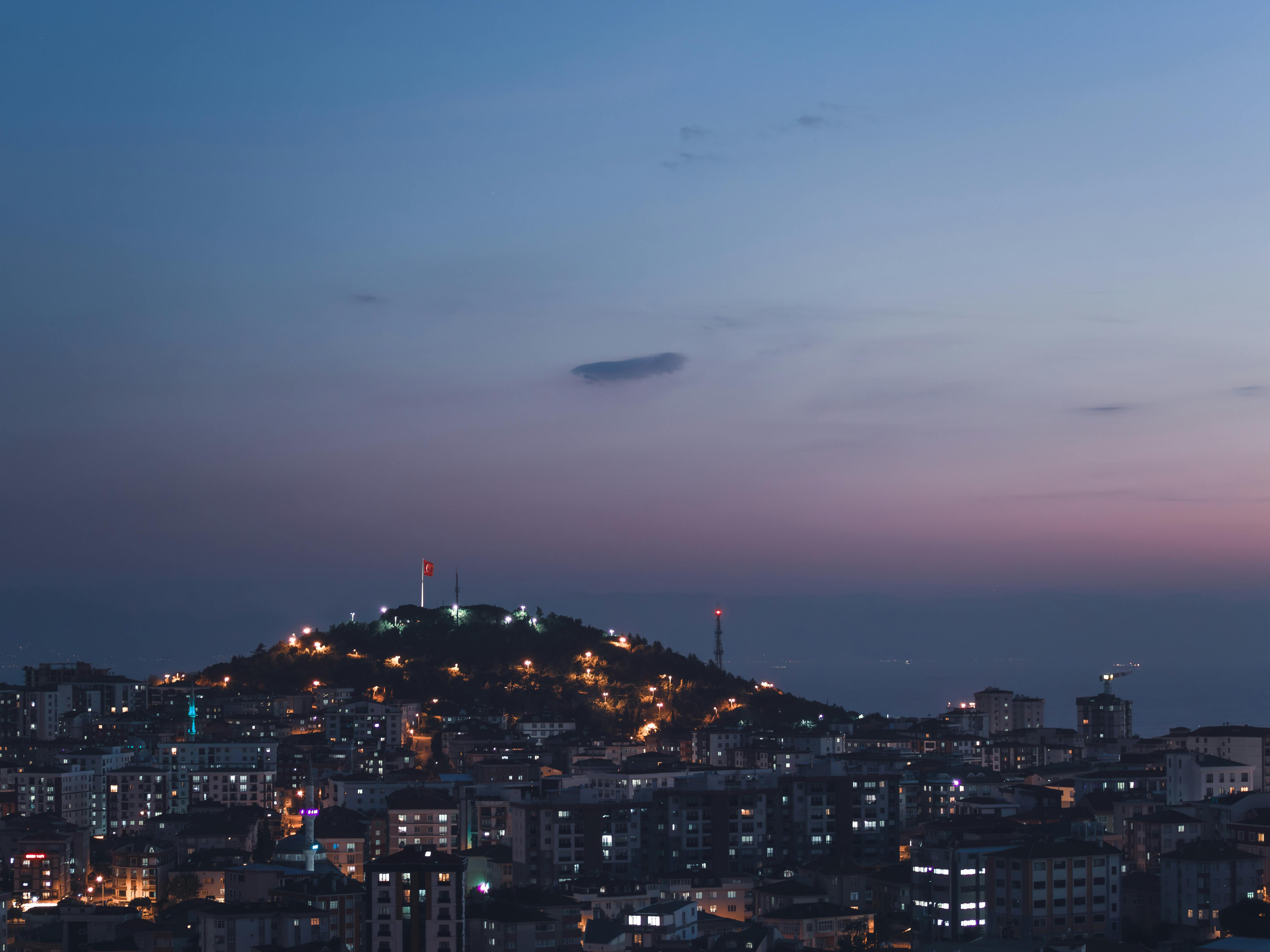 Istanbul at Sunset · Free Stock Photo