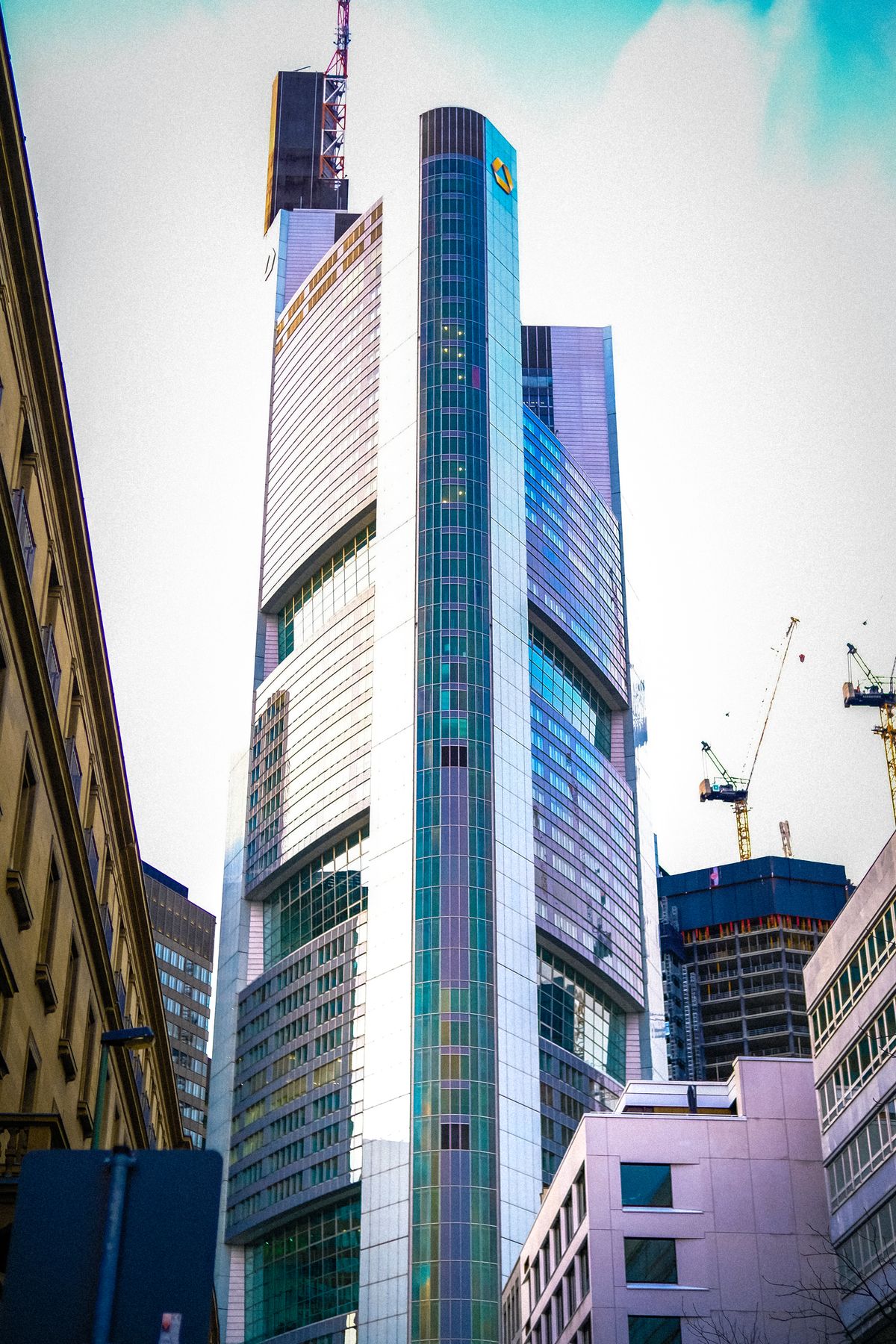 Commerzbank Tower Photos, Download The BEST Free Commerzbank Tower ...