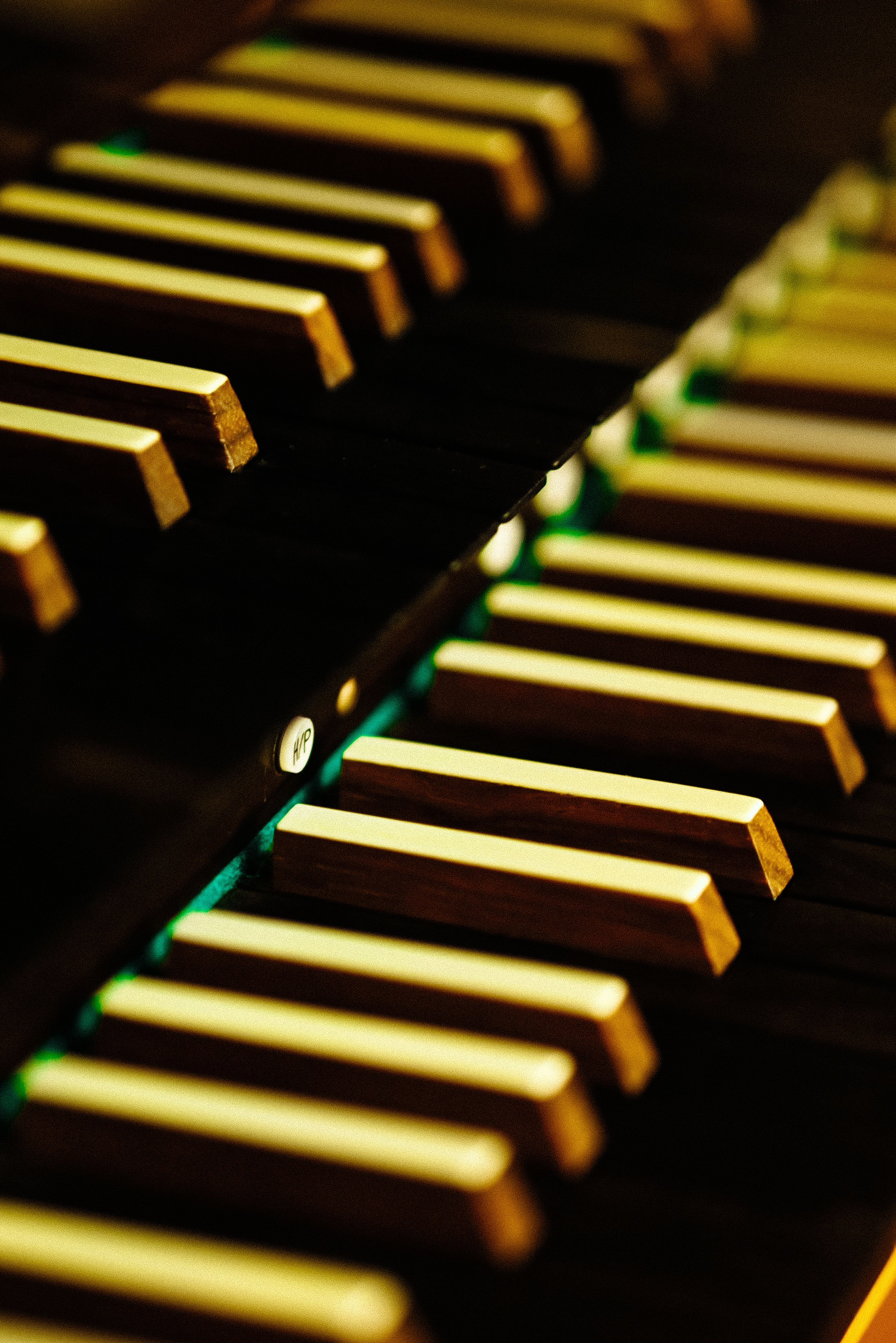 Interior of a Piano · Free Stock Photo