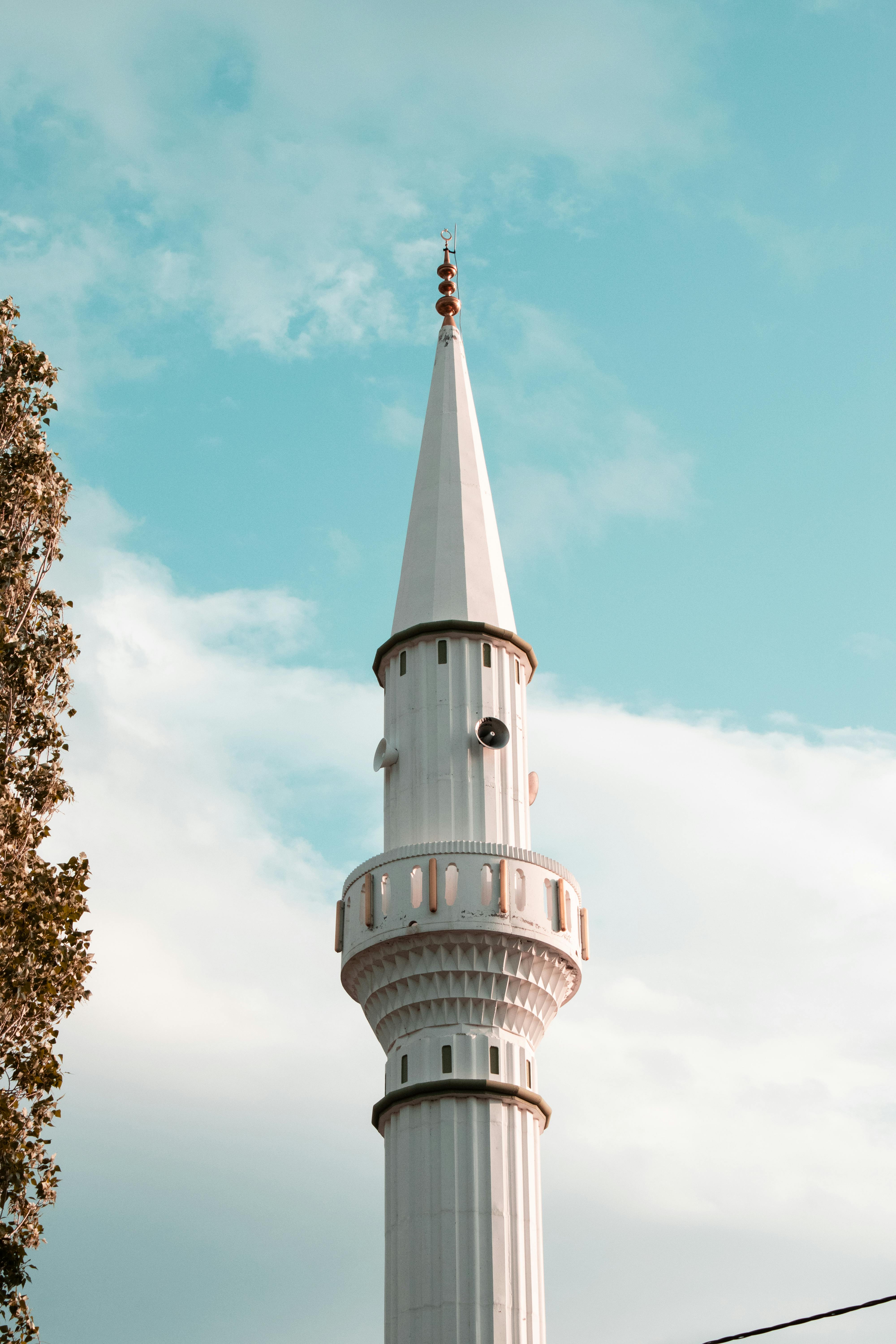 White Building Photos, Download The BEST Free White Building Stock ...