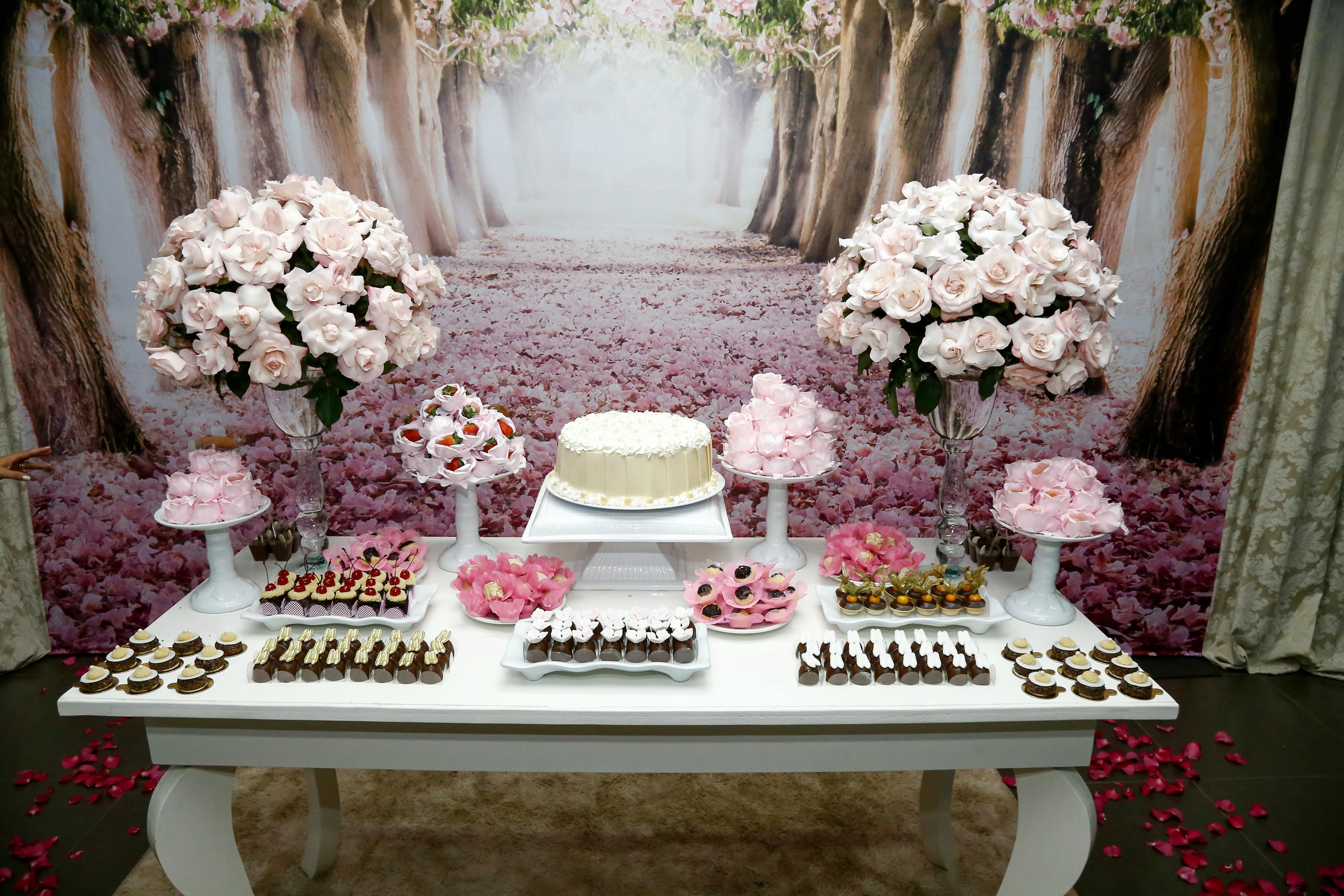 Dessert Table Free Stock Photo dessert-table-free-stock-photo
