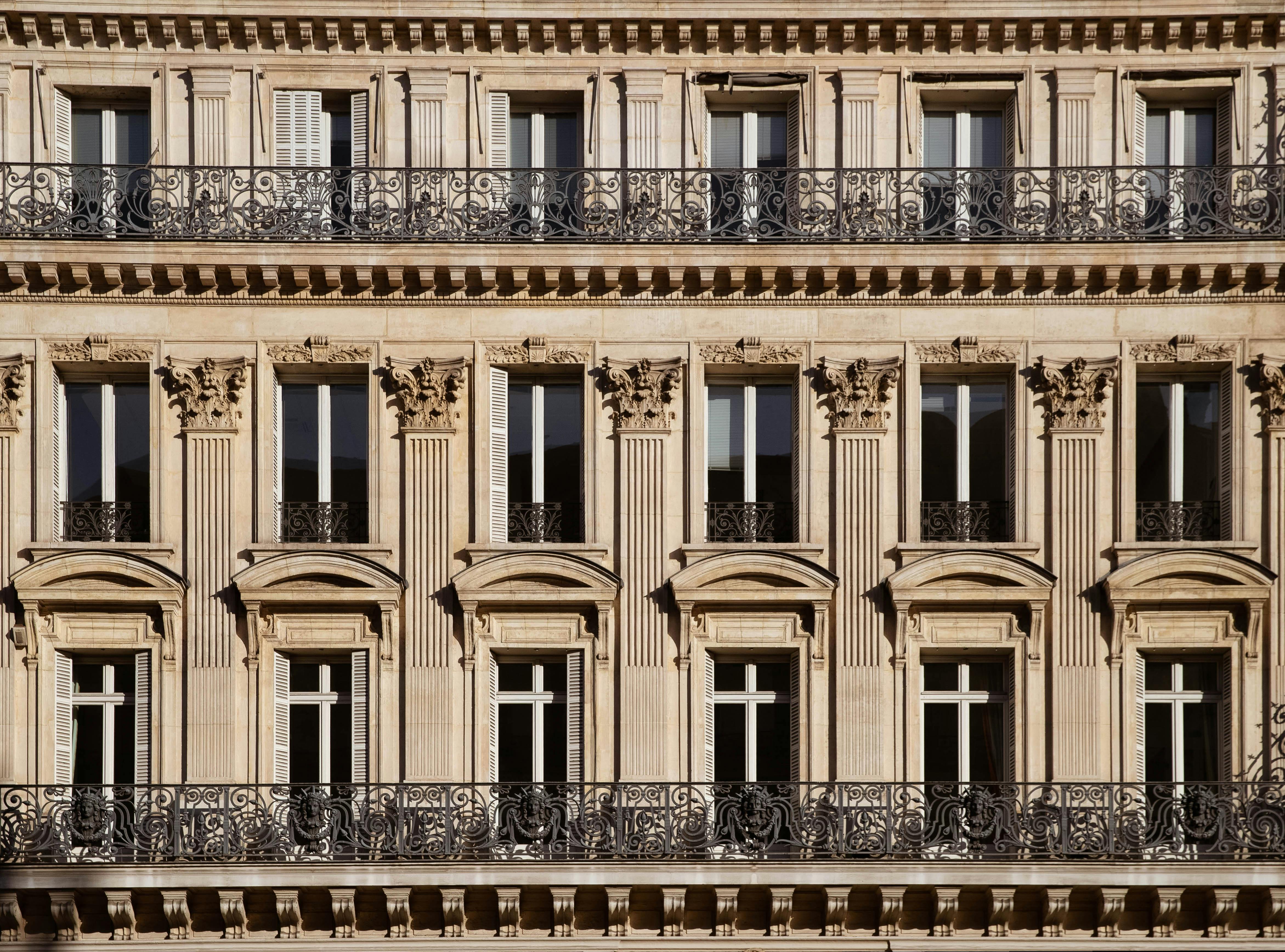 Ornamented Building Facade · Free Stock Photo
