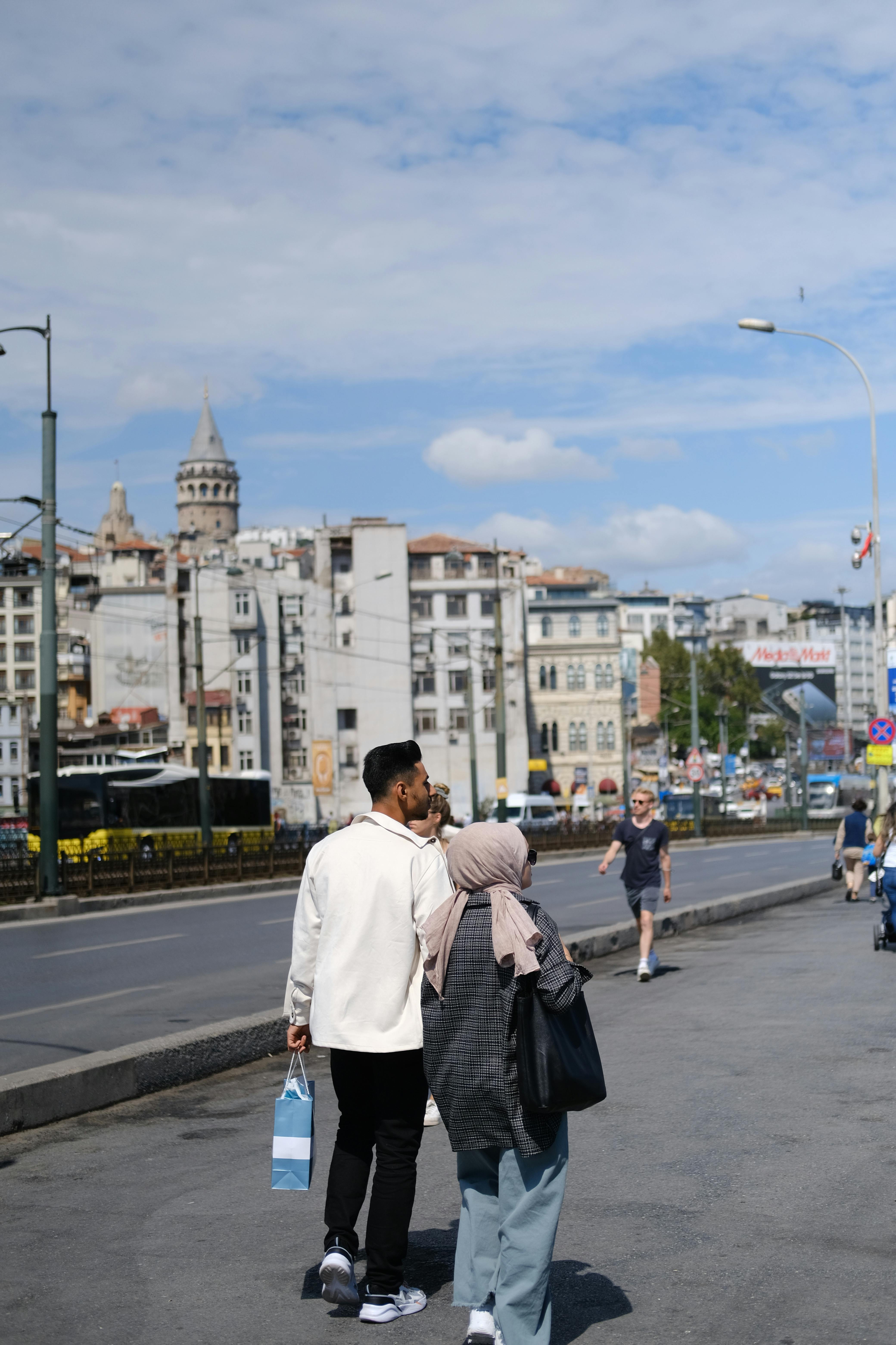 People on Istanbul Street · Free Stock Photo