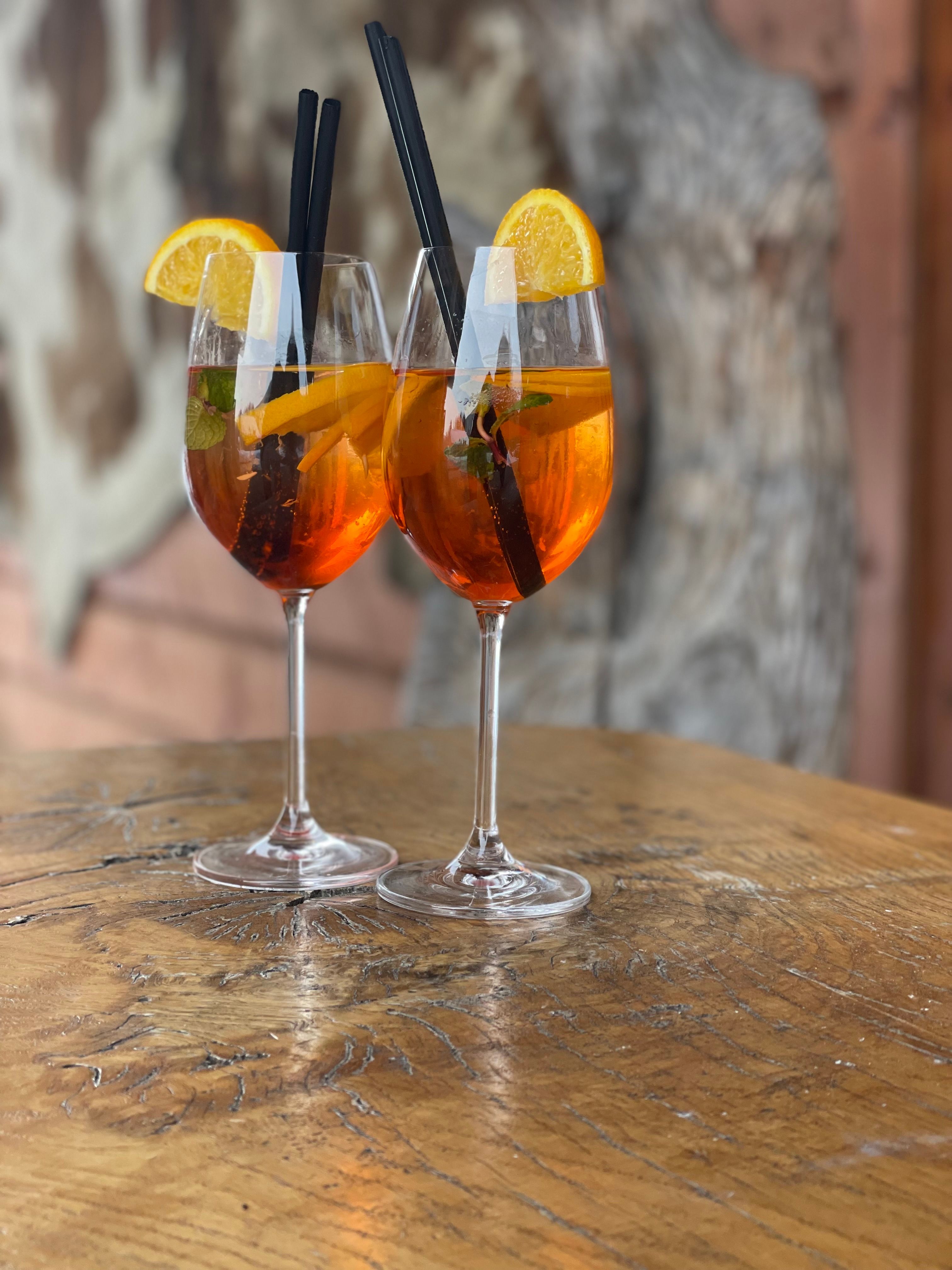 Close-up of Cold Drinks in Glasses · Free Stock Photo