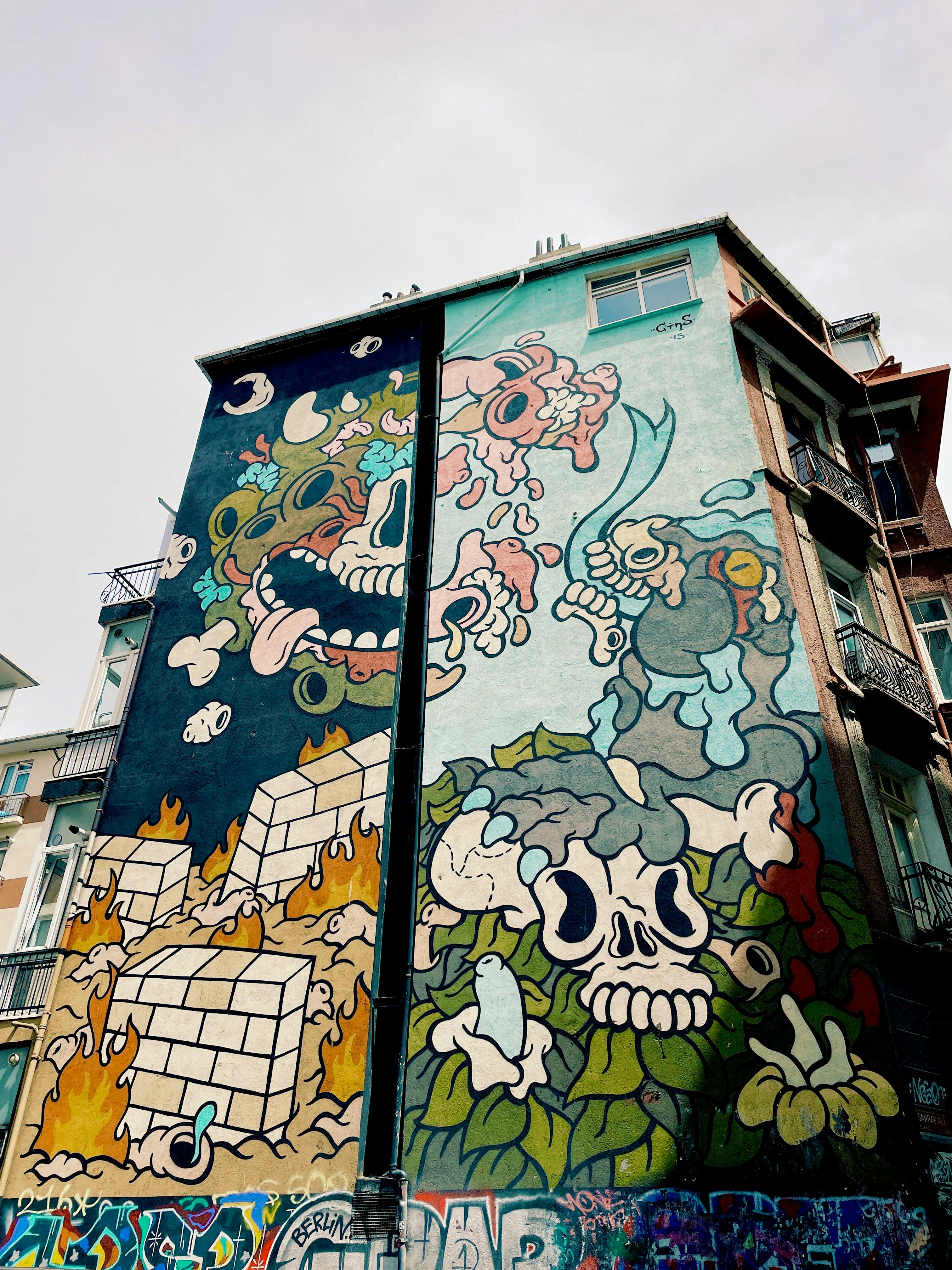 Giant Graffiti on Urban House Wall · Free Stock Photo