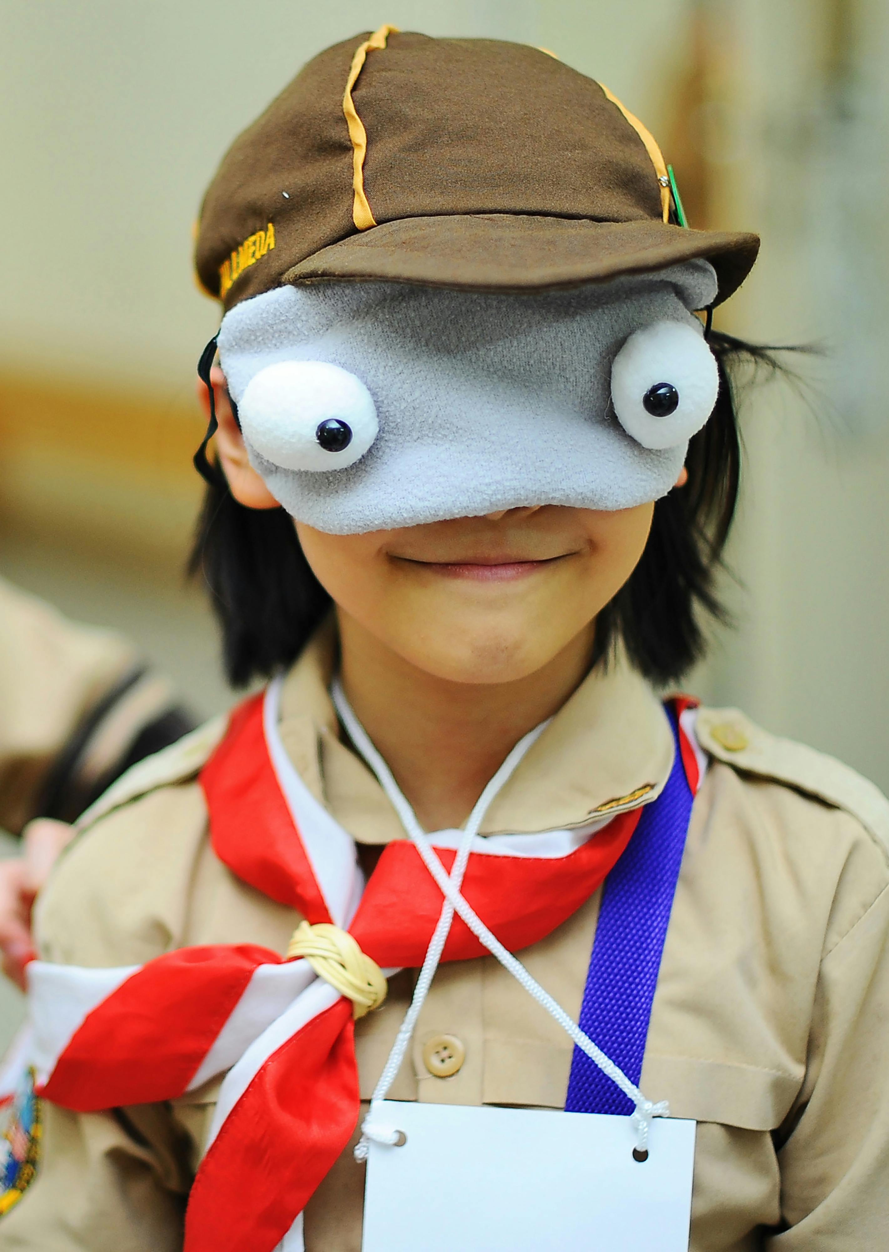 Scout Wearing Mask · Free Stock Photo