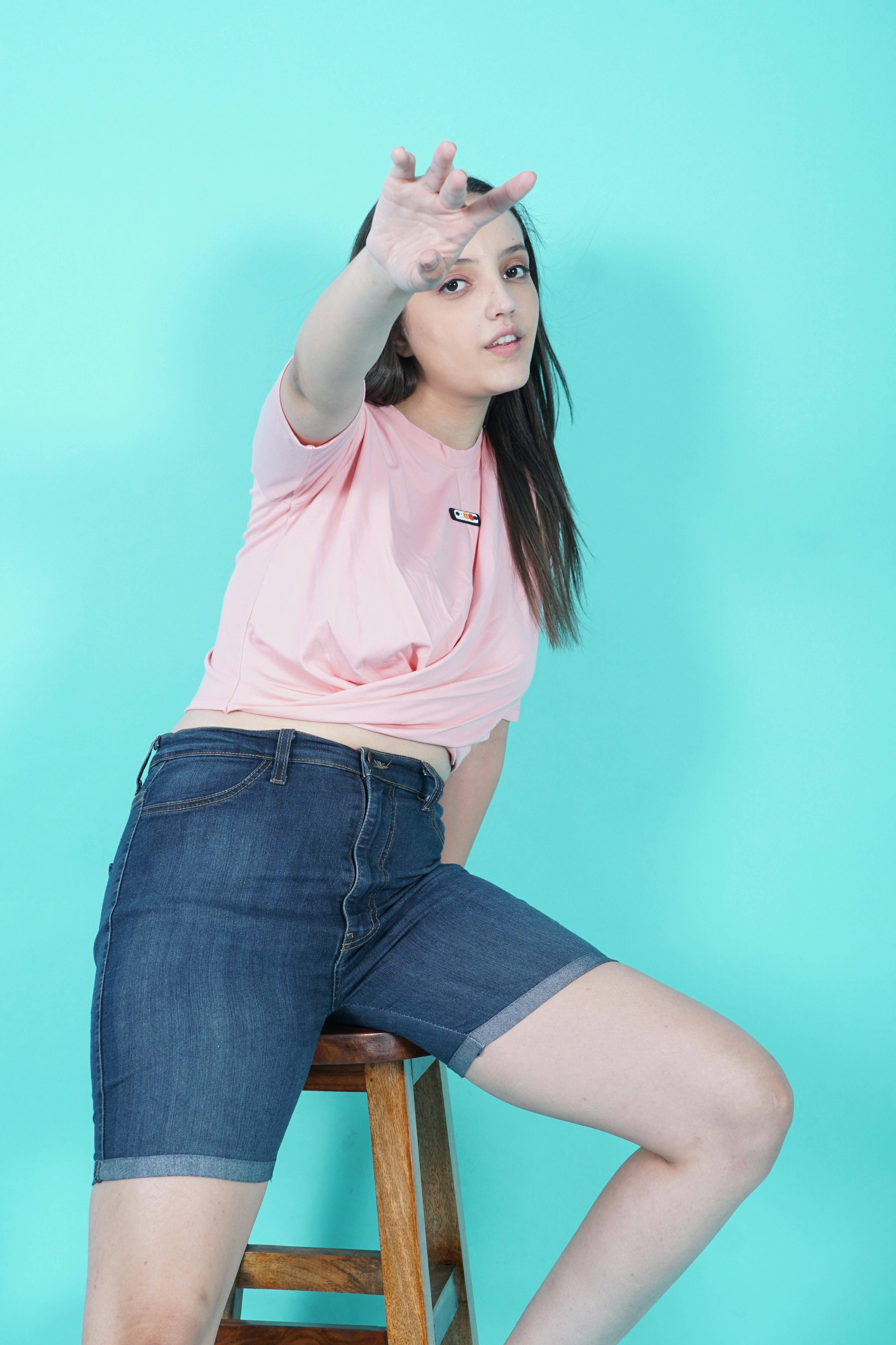 Model in Headscarf · Free Stock Photo