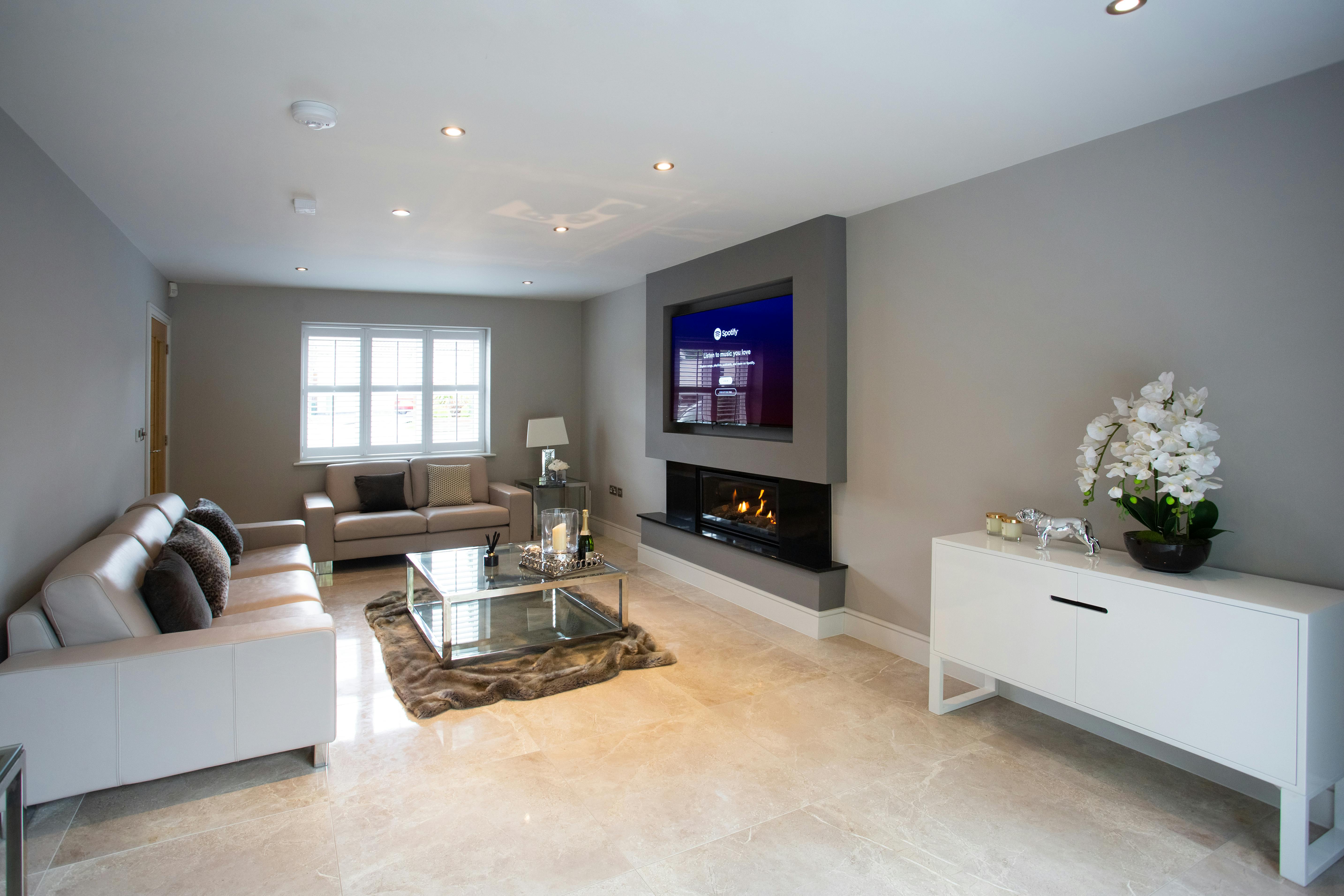 Luxury Living Room Real Estate / Modern Front Room · Free Stock Photo