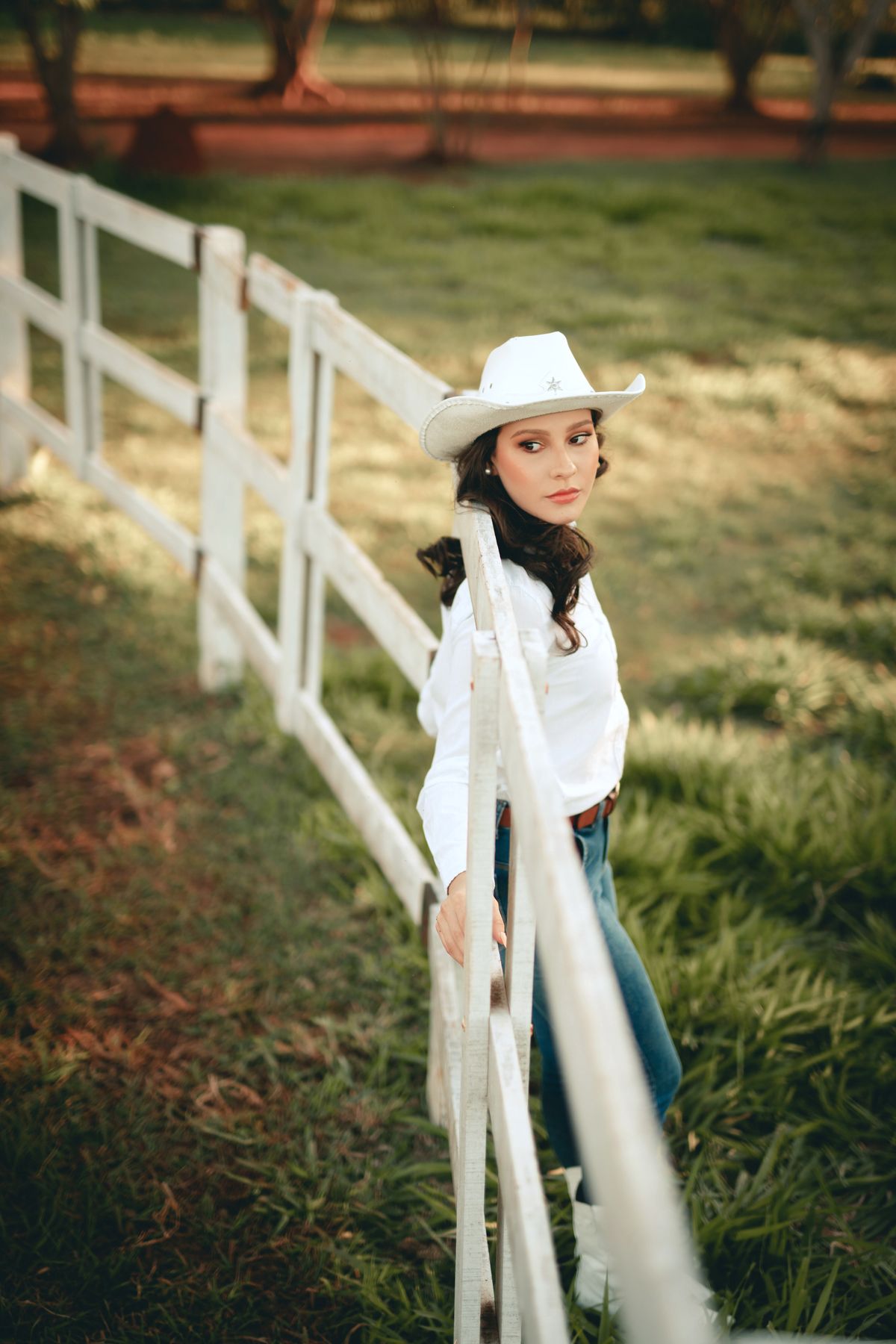 Western Girl Photos, Download The BEST Free Western Girl Stock Photos ...