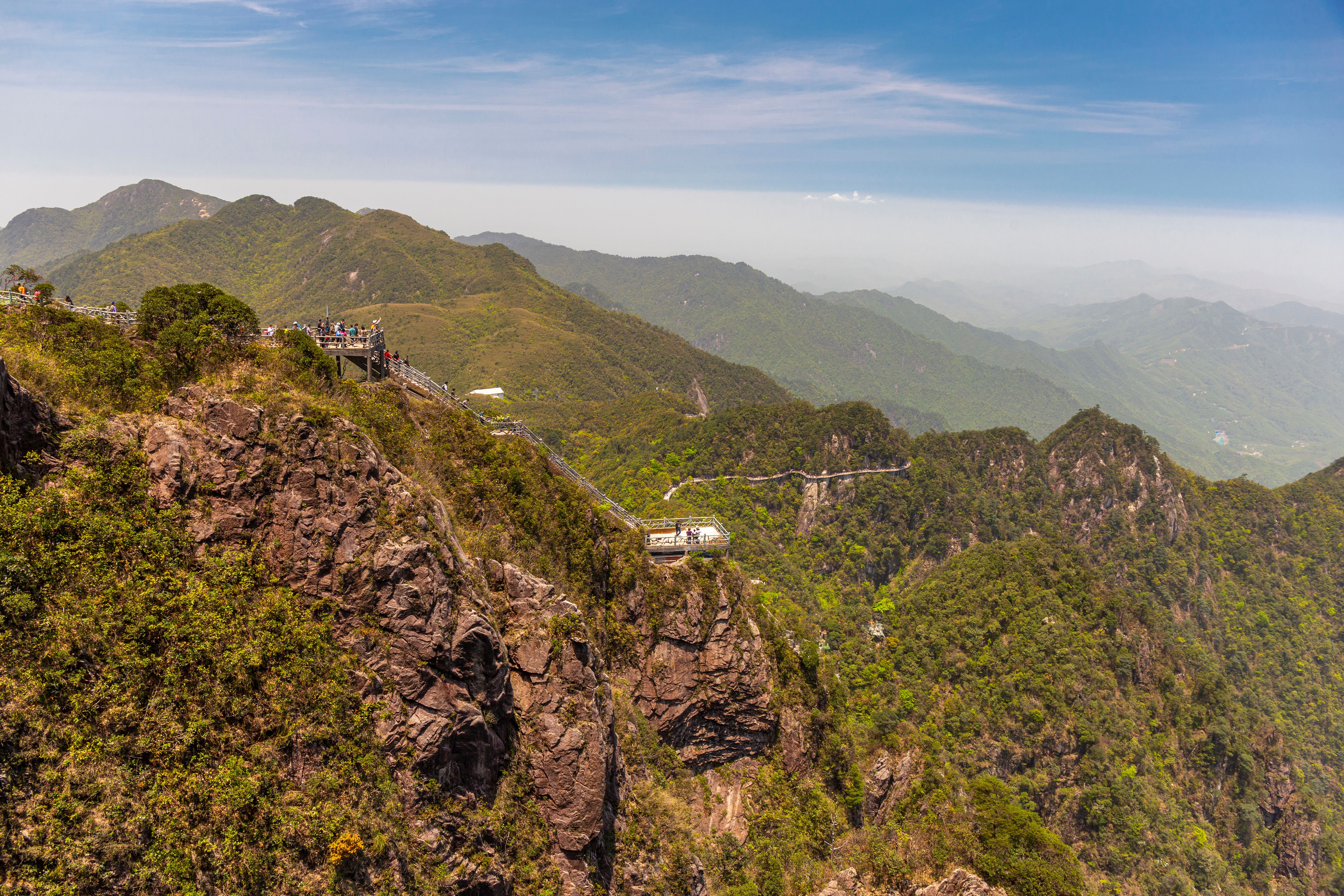Tourists at the Viewpoint on a Mountain Peak · Free Stock Photo