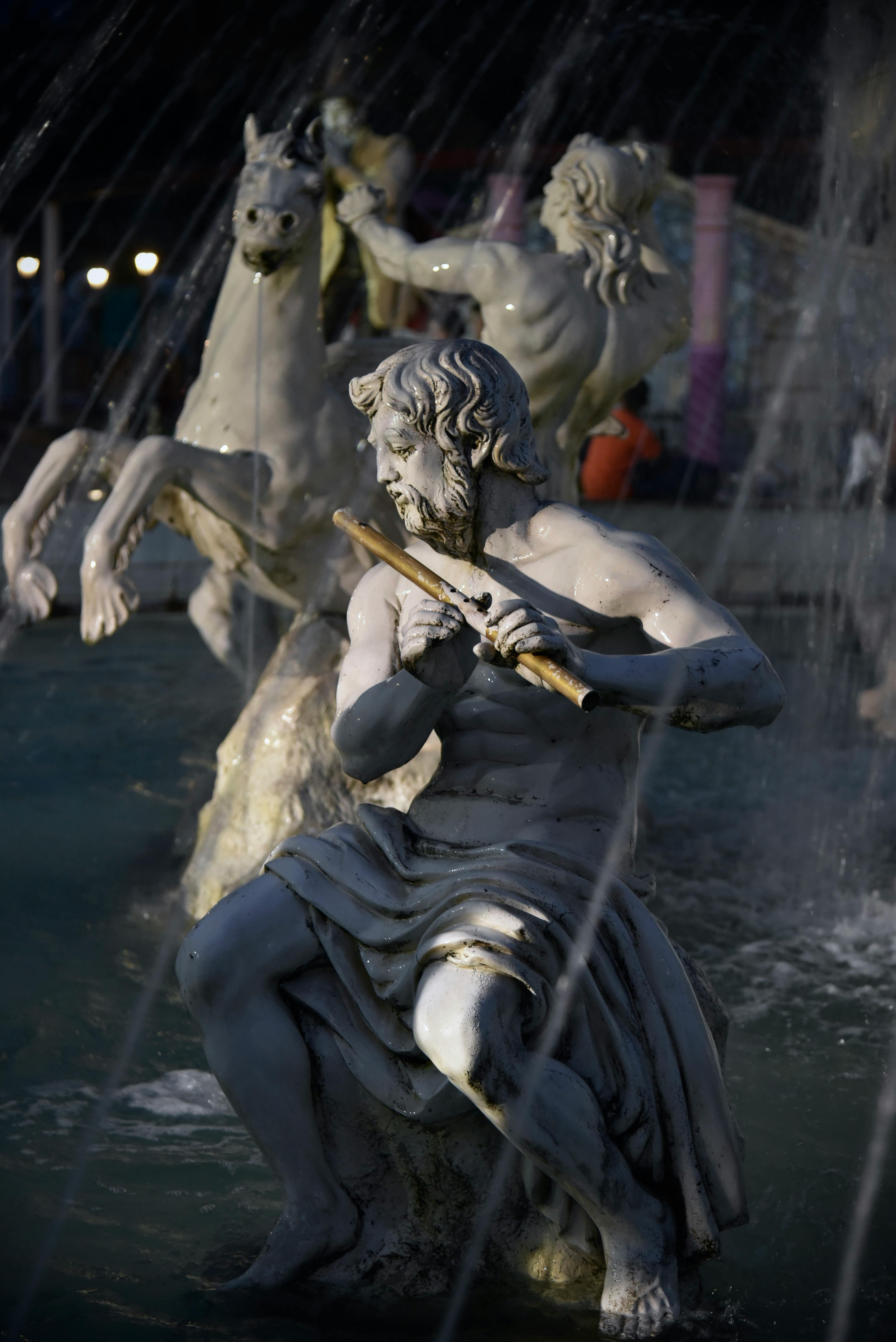 Close-up of Statues in a Fountain · Free Stock Photo