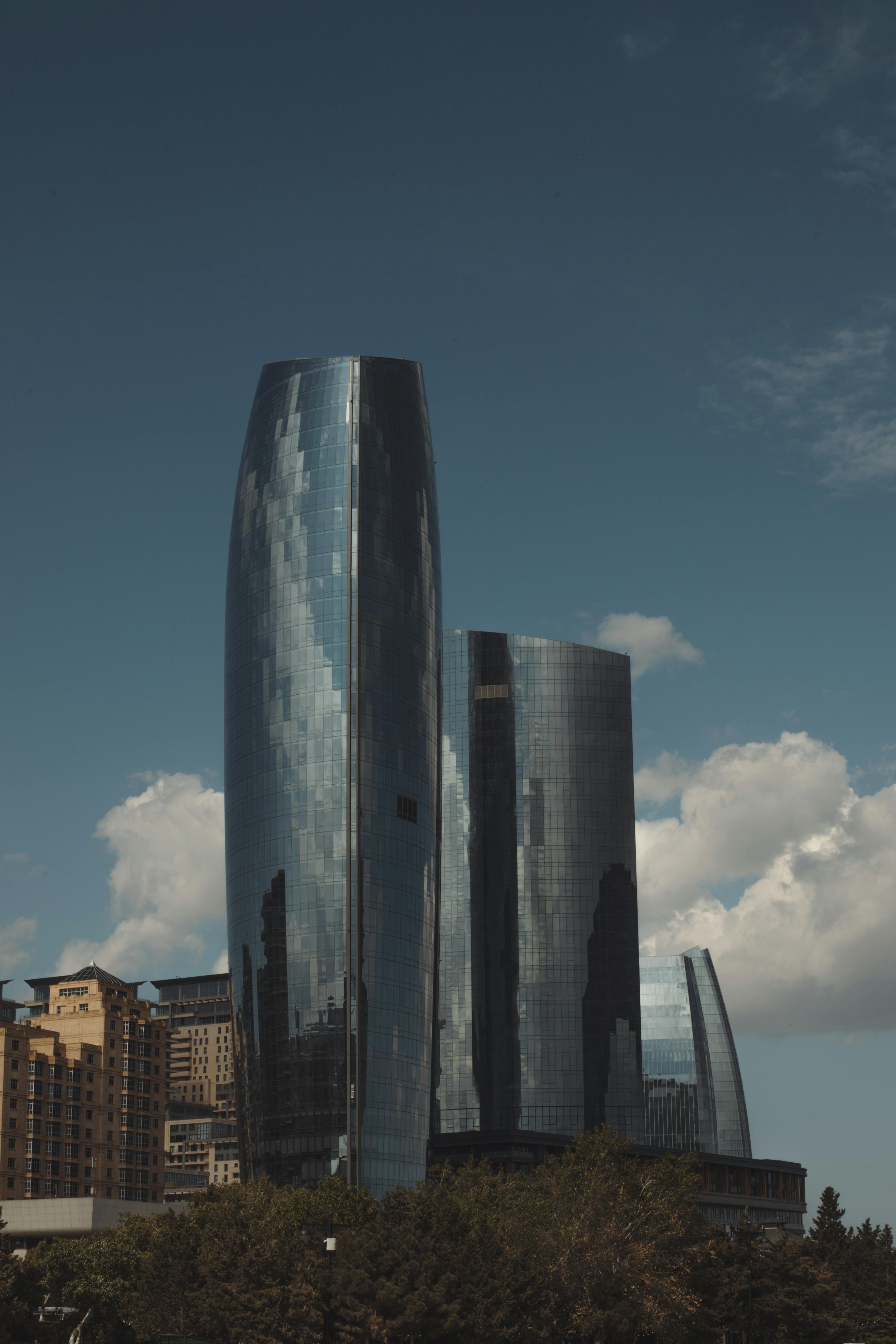 Tall Buildins Photos, Download The BEST Free Tall Buildins Stock Photos ...