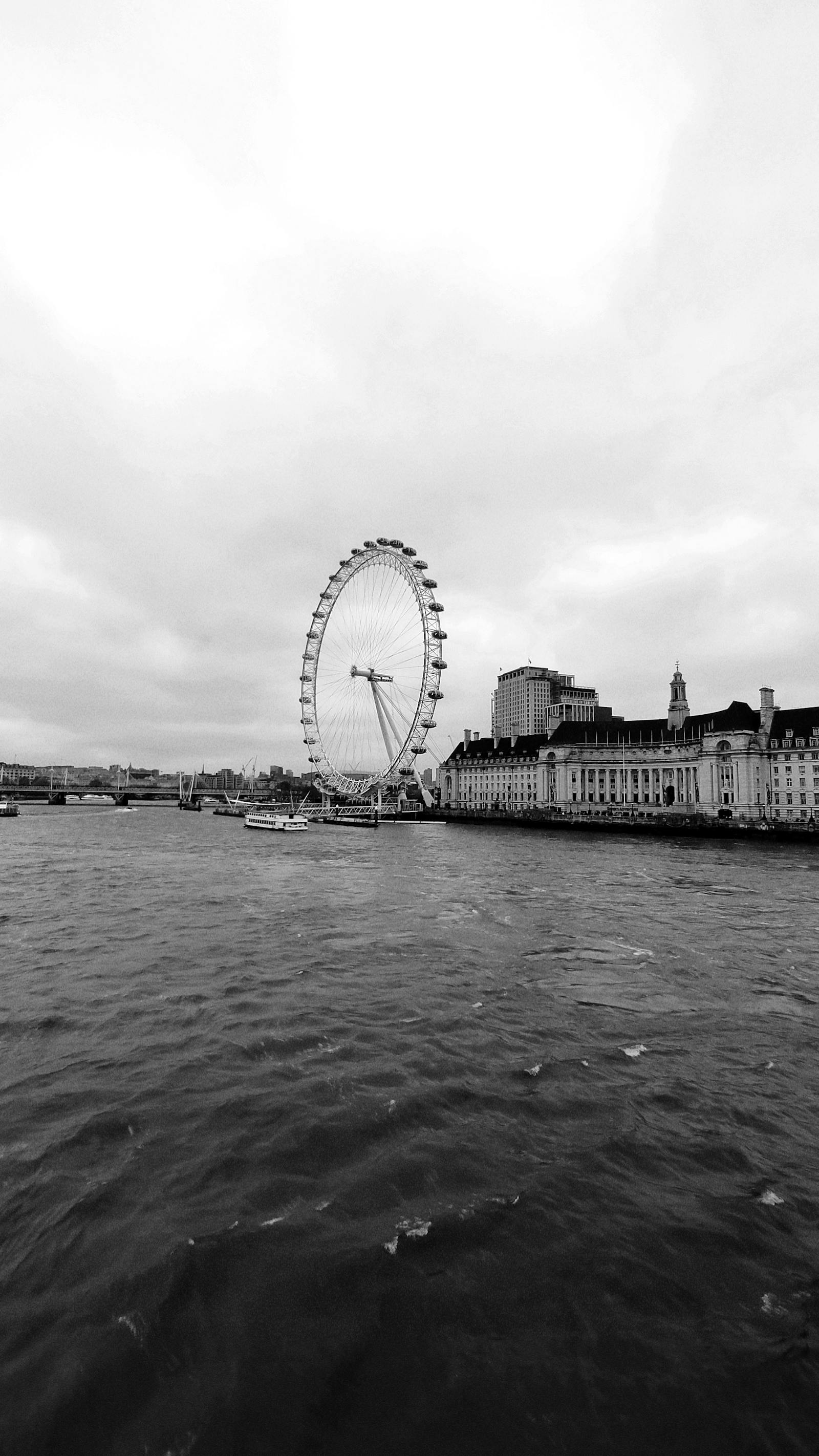 London Red Buses on Street · Free Stock Photo London Red Buses on Street · Free Stock Photo