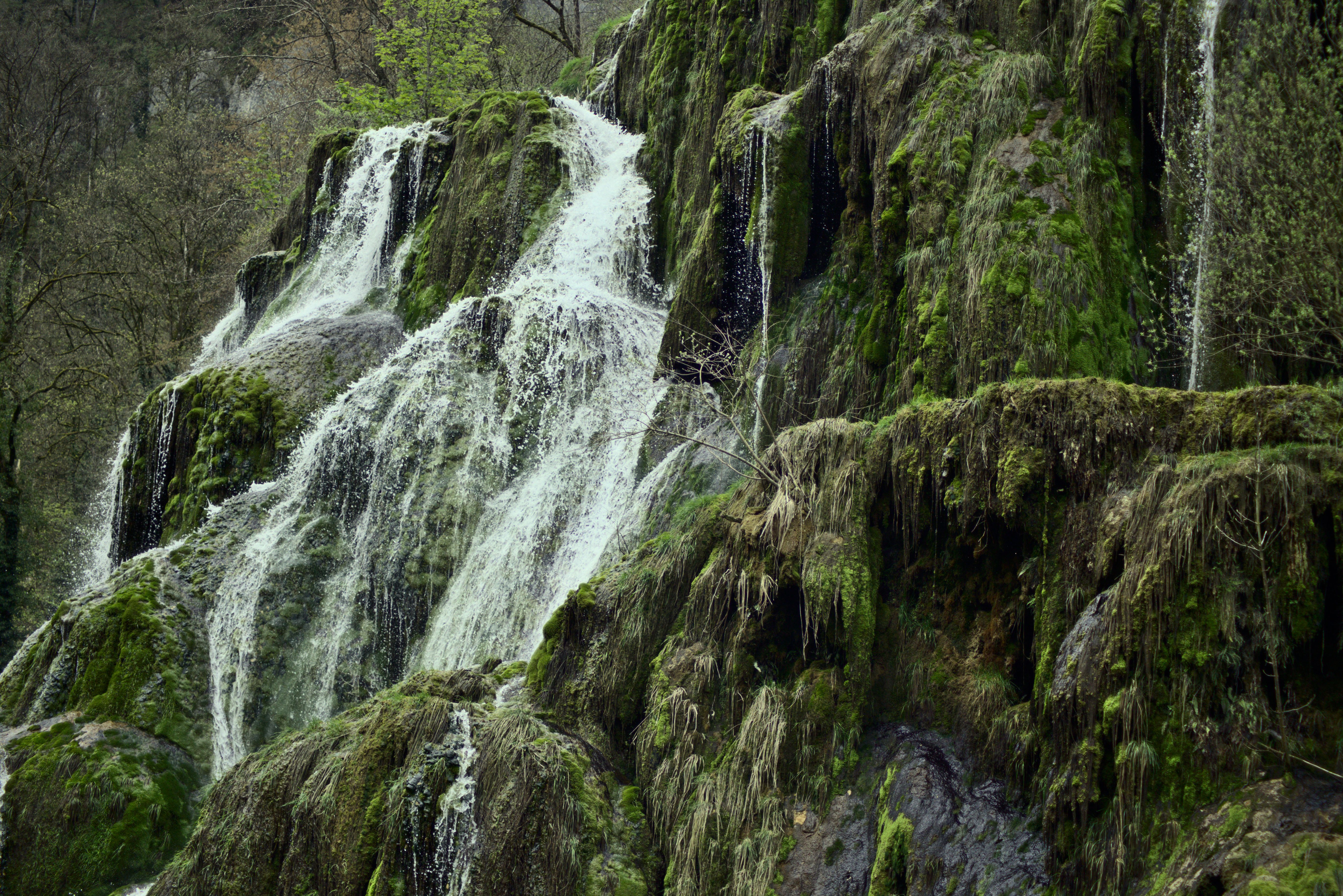 Waterfall on Rocks in Moss · Free Stock Photo