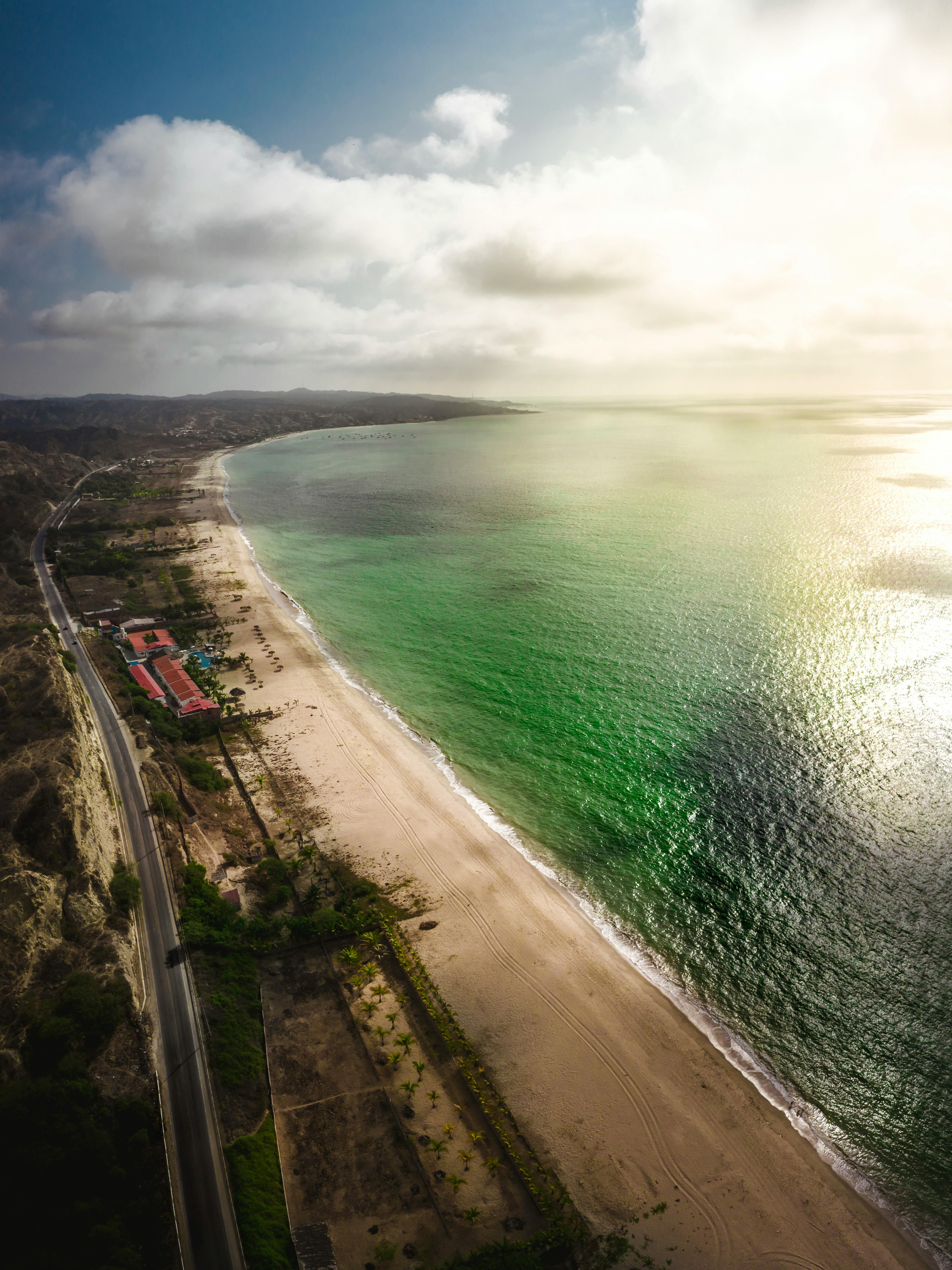Endless Beach · Free Stock Photo