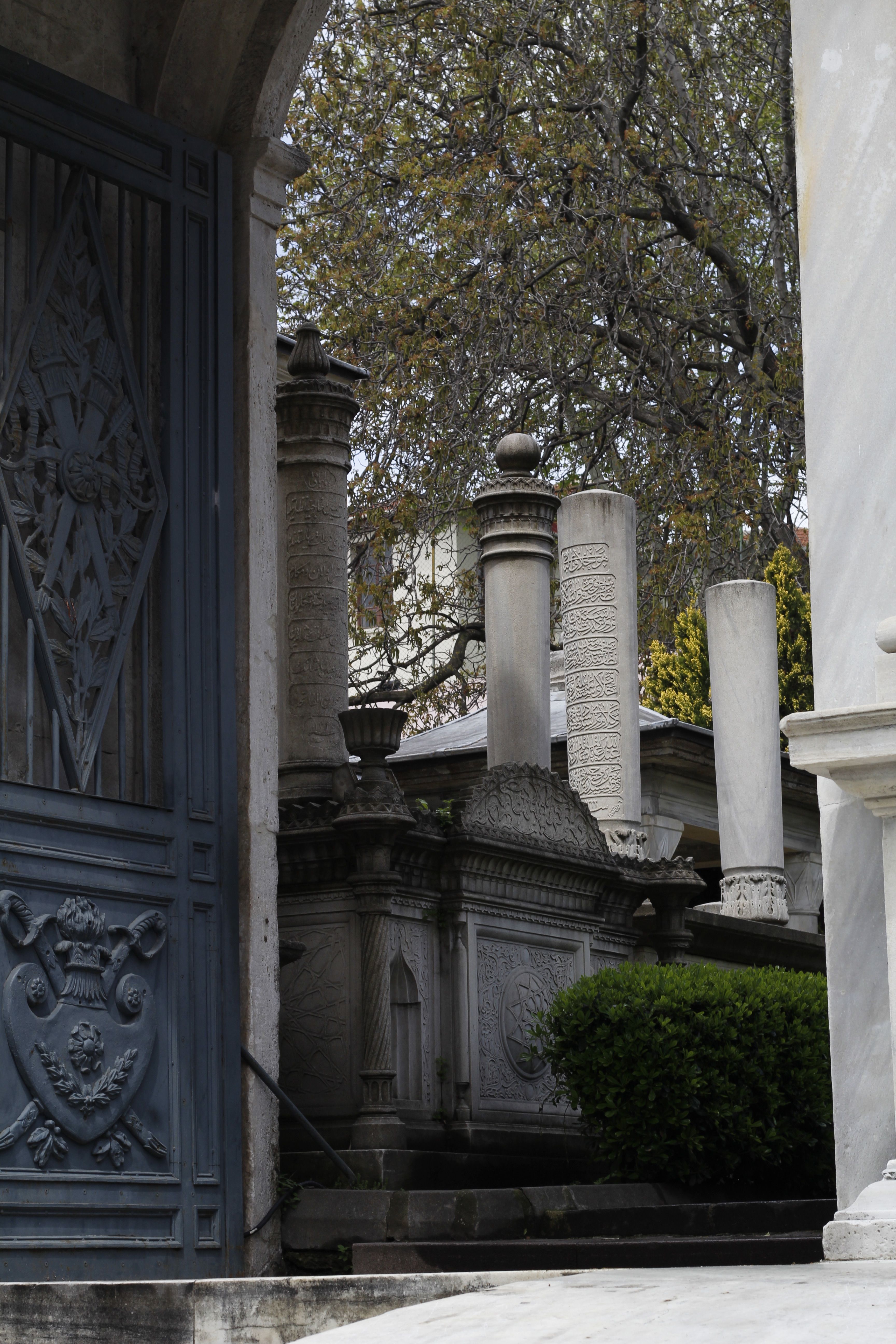 Classic Gravestones in Cemetery · Free Stock Photo