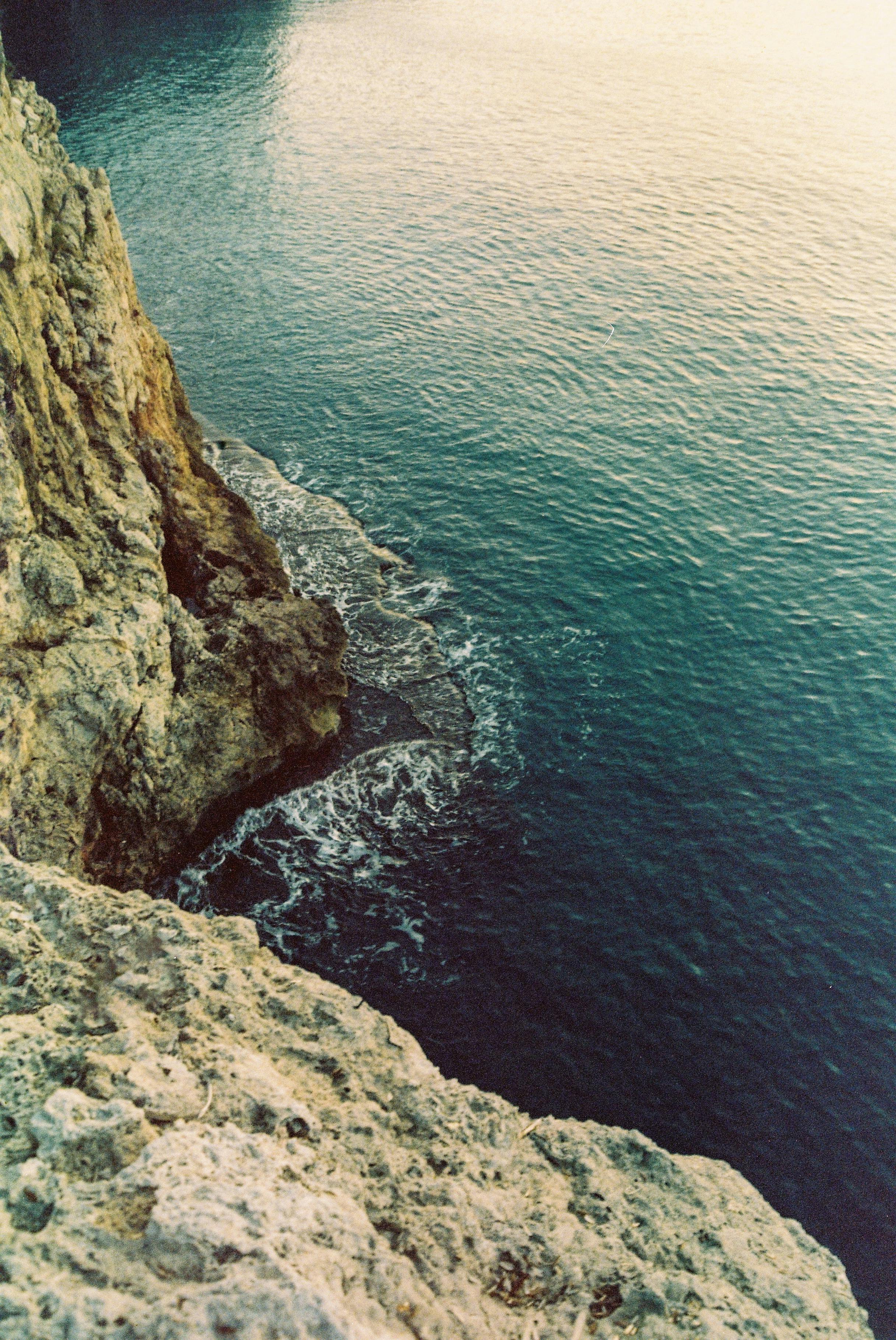 Cliff Block Photos, Download The BEST Free Cliff Block Stock Photos ...