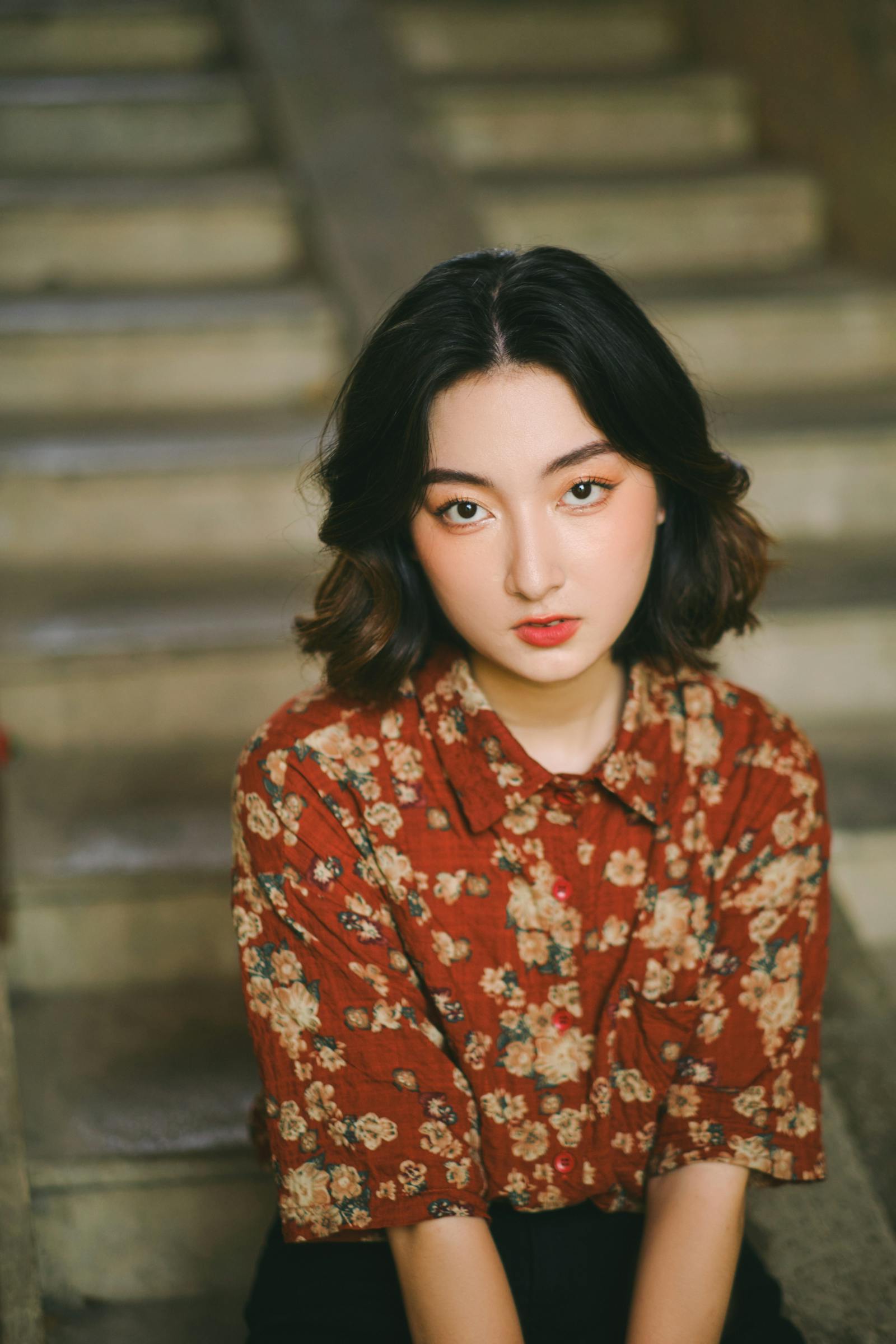 Woman Looking Up Photos, Download The BEST Free Woman Looking Up Stock ...