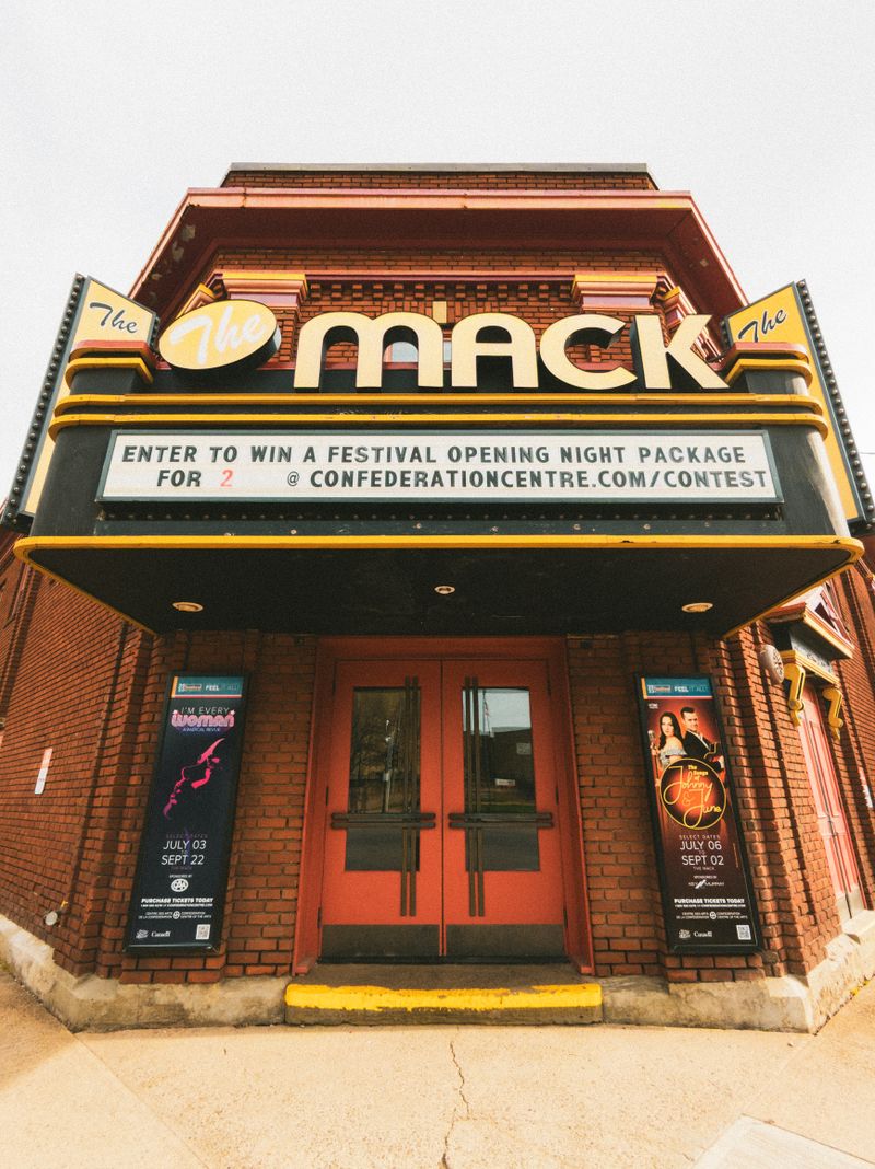 Mack Photos, Download The BEST Free Mack Stock Photos & HD Images