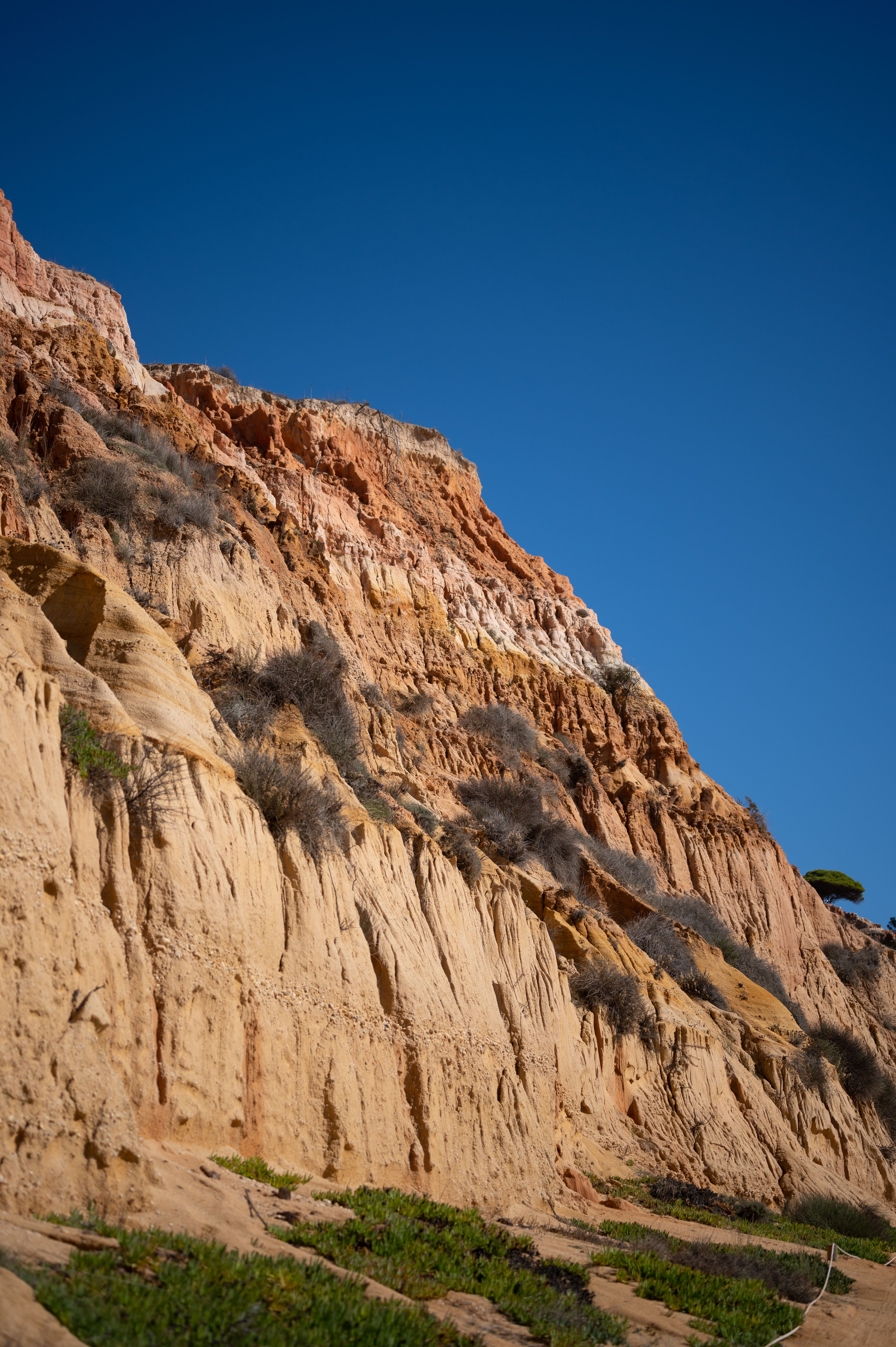 View of Cliffs at Praia da Rocha Baixinha in Albufeira, Algarve ...