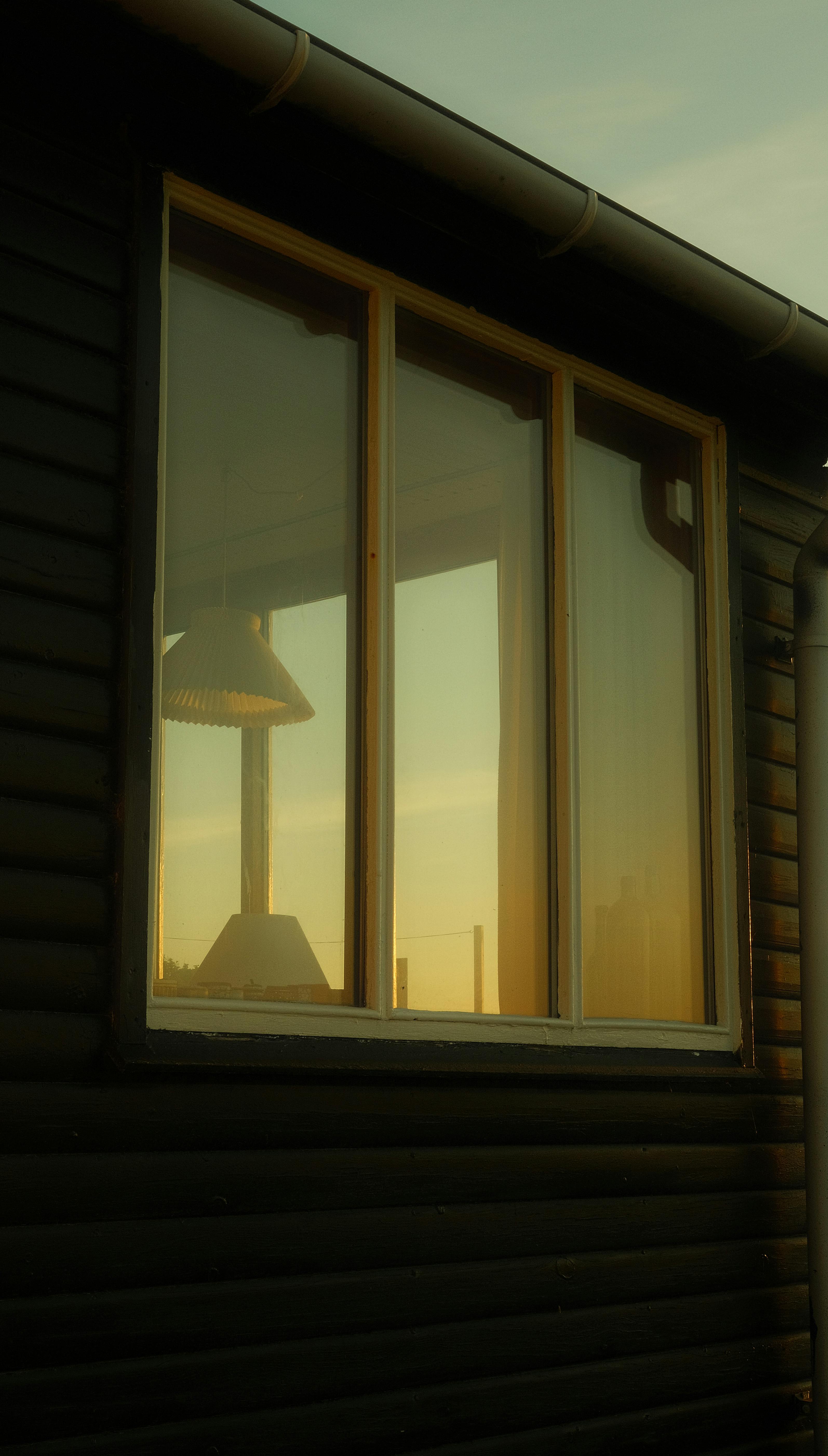 House Window at Dusk · Free Stock Photo