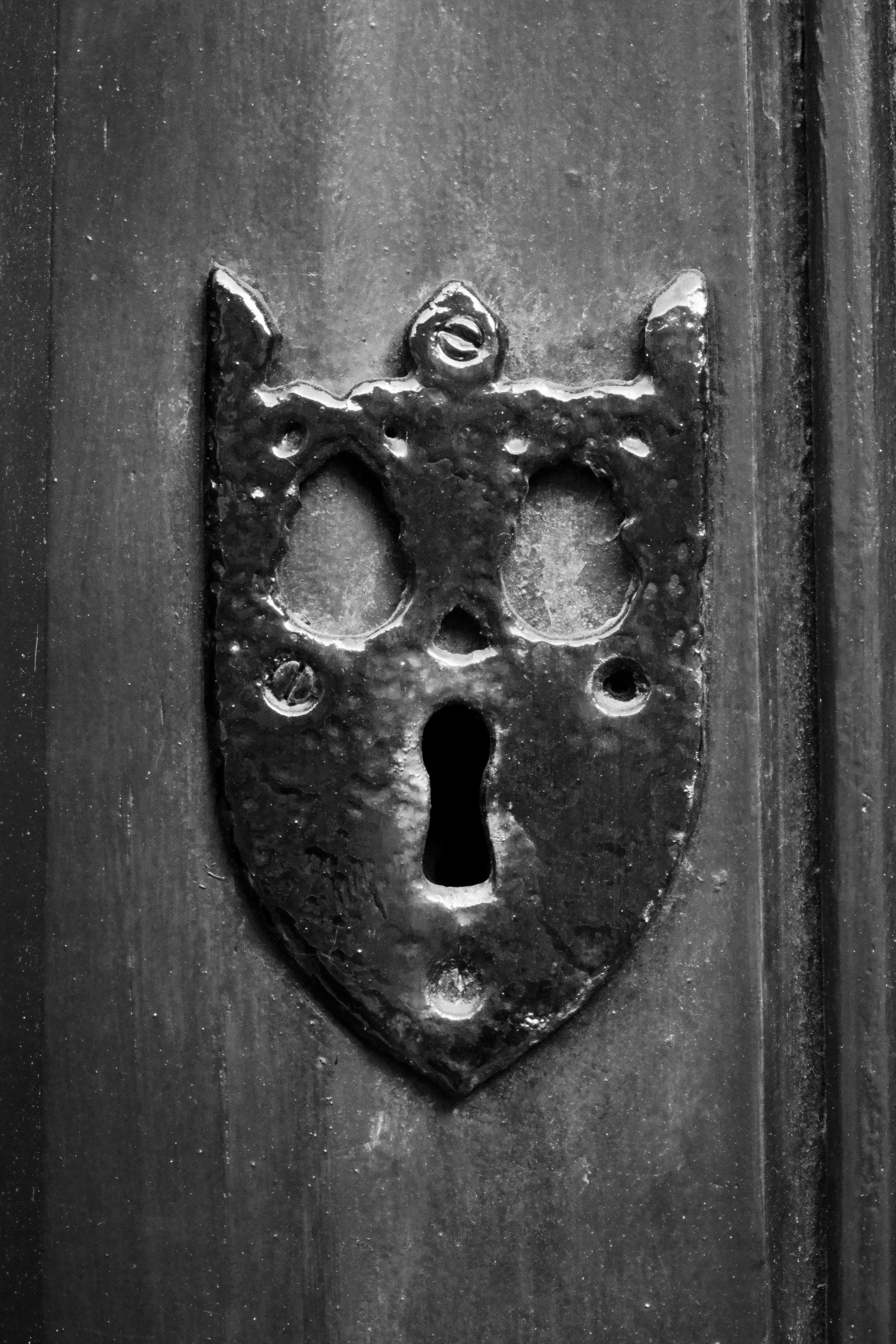 Vintage, Decorated Key Lock · Free Stock Photo