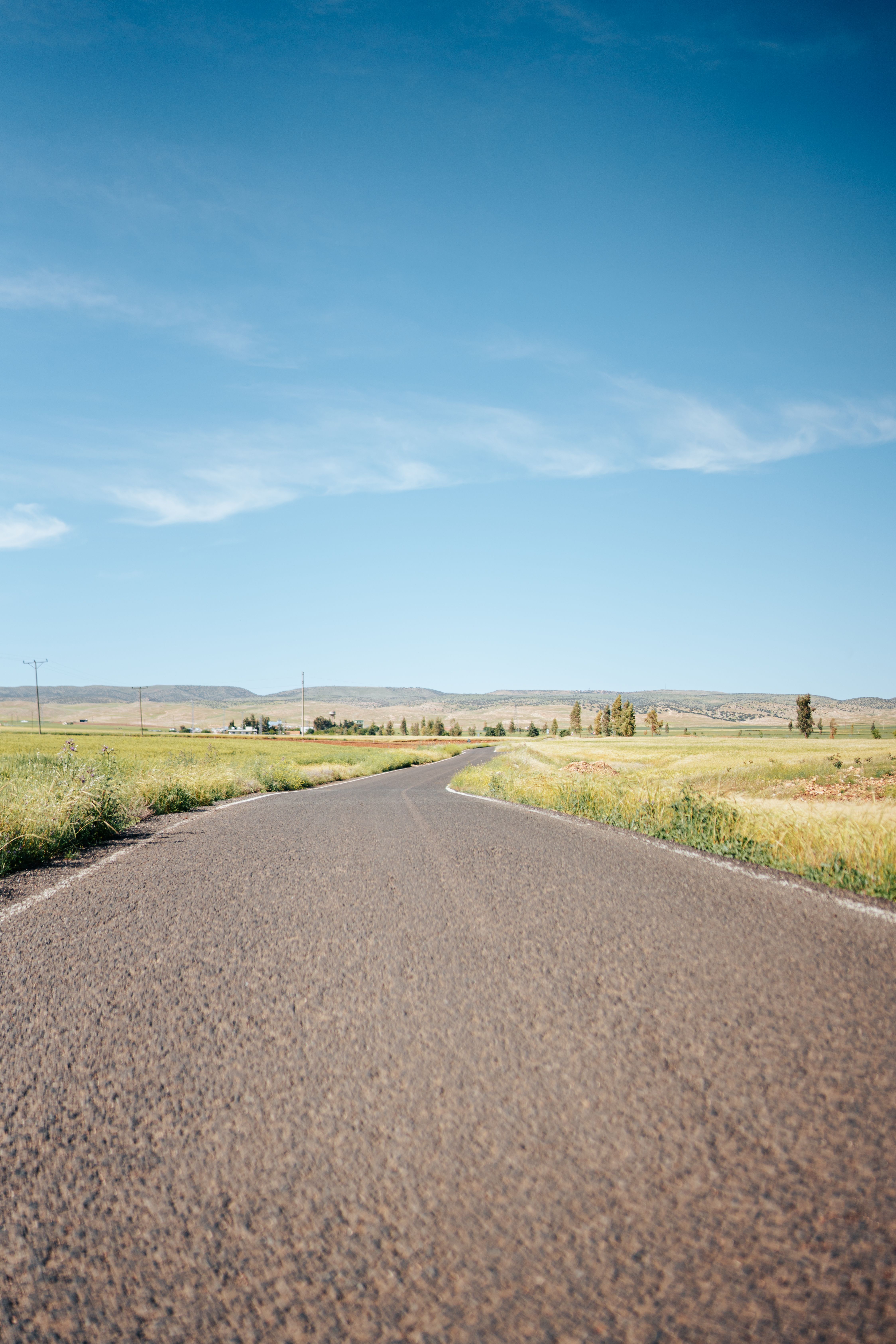 Brown Road Going to the Mountain Photography · Free Stock Photo