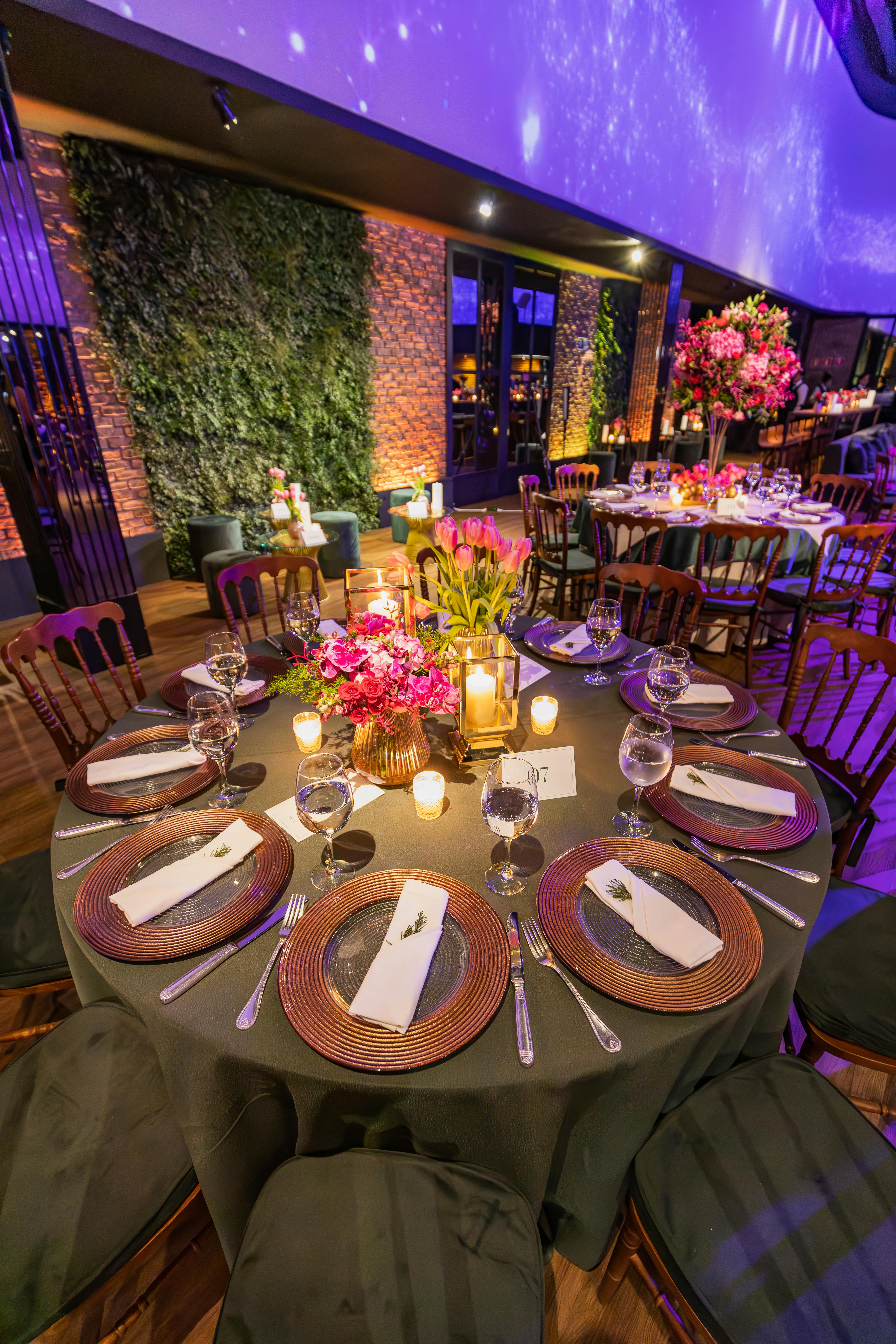 Set Table in a Fancy Restaurant · Free Stock Photo