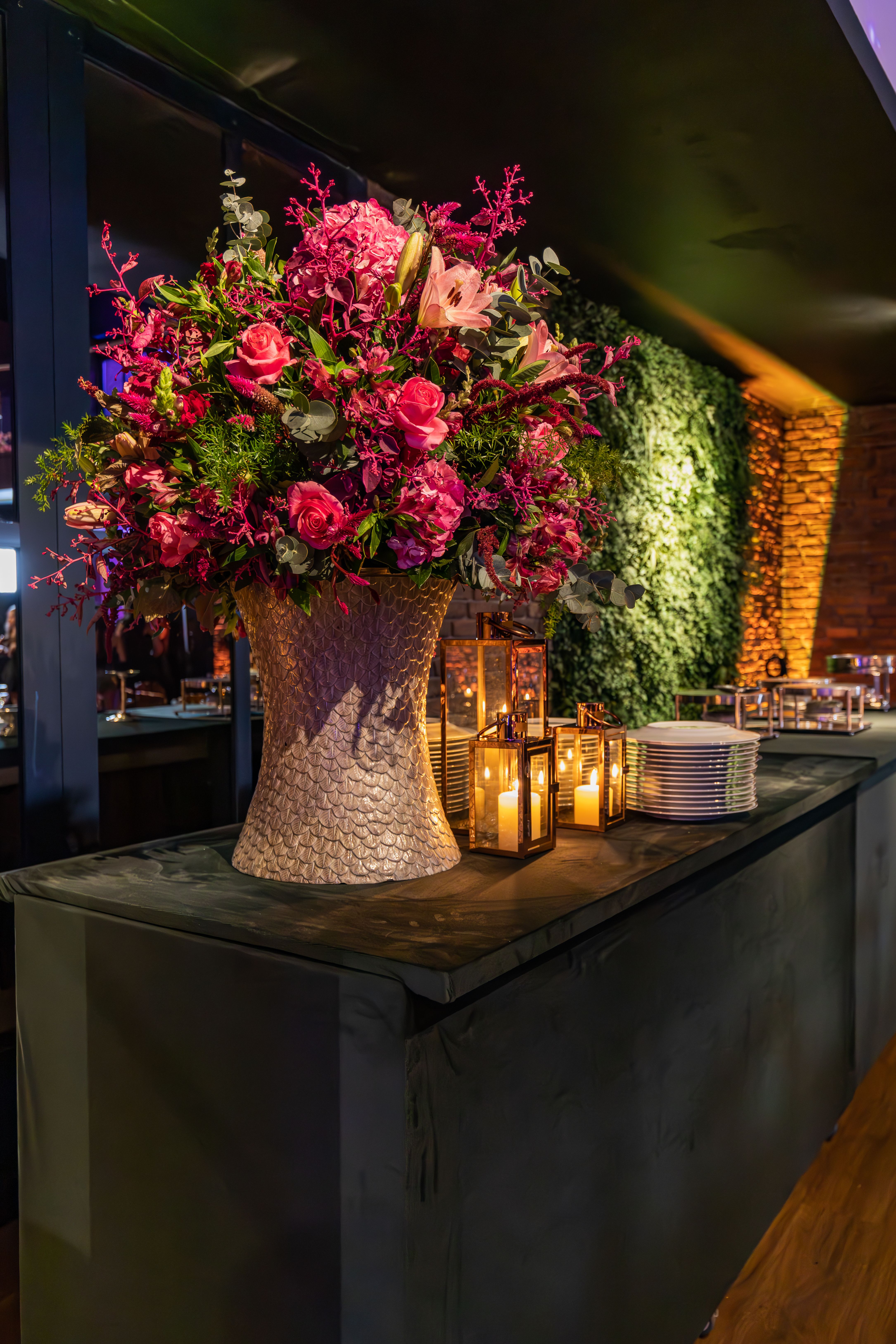 Flowers Decoration on Table in Restaurant · Free Stock Photo