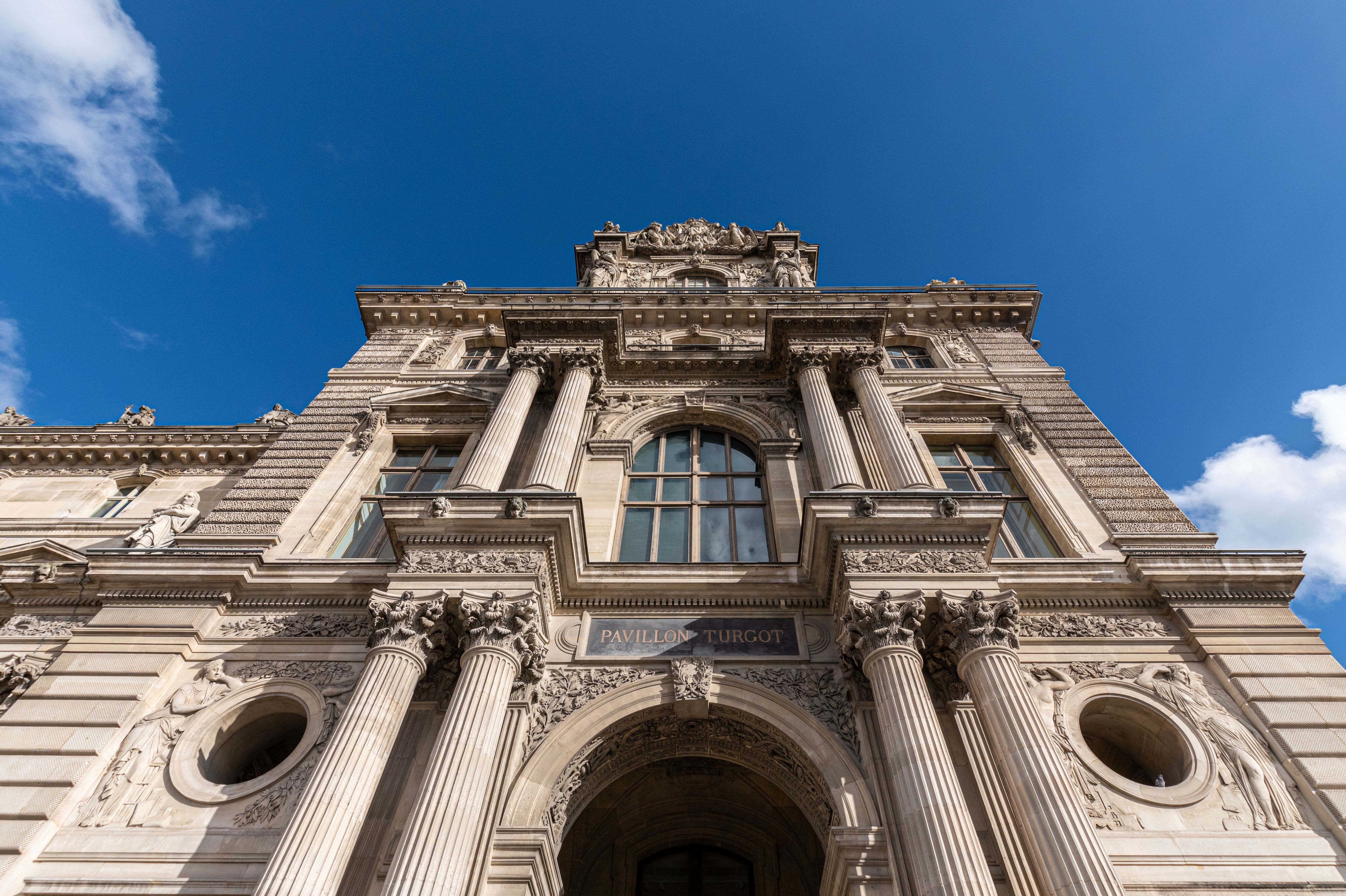 Ornamented Building Facade · Free Stock Photo