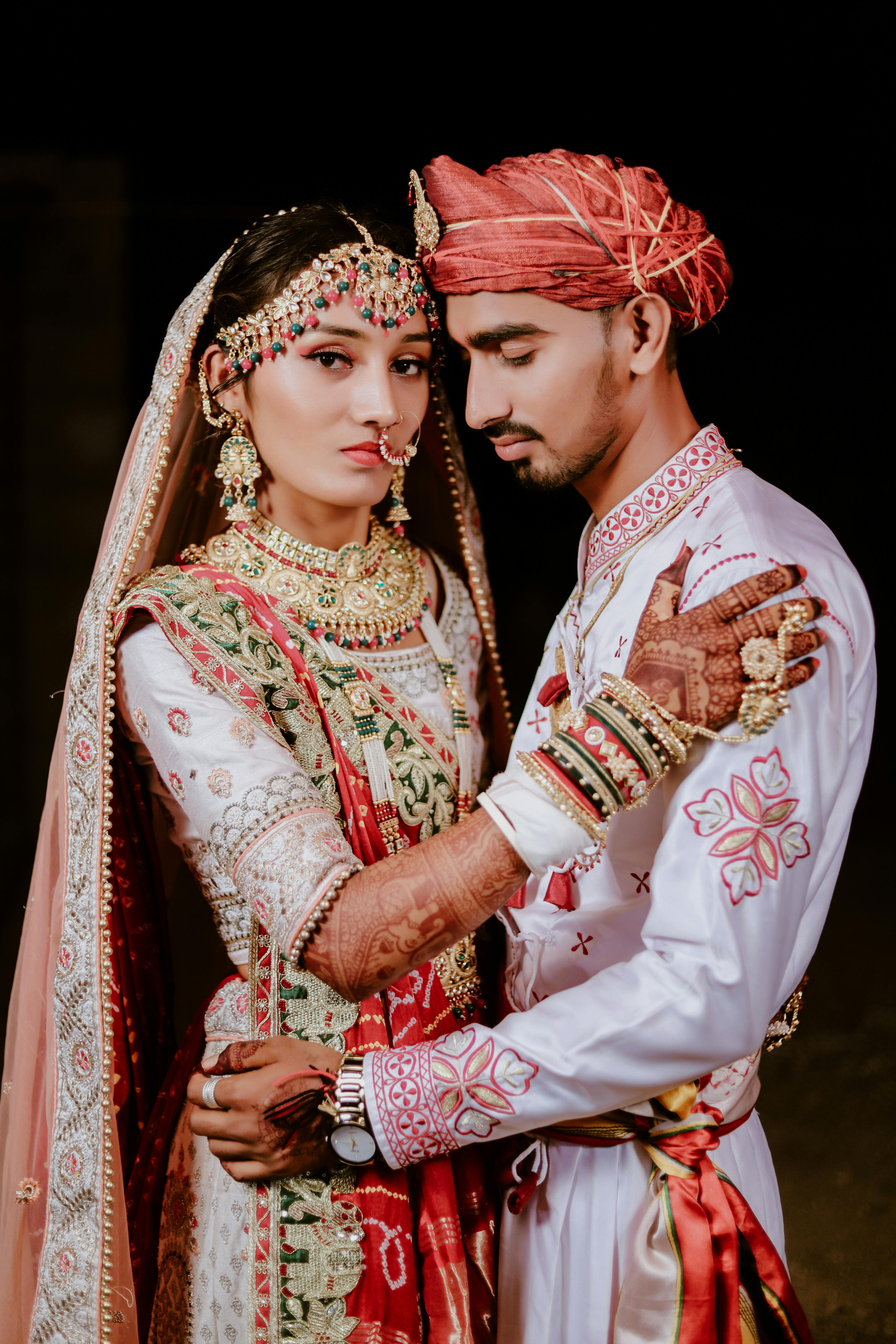 Indian Wedding Bride And Groom Photos Photos, Download The BEST Free ...
