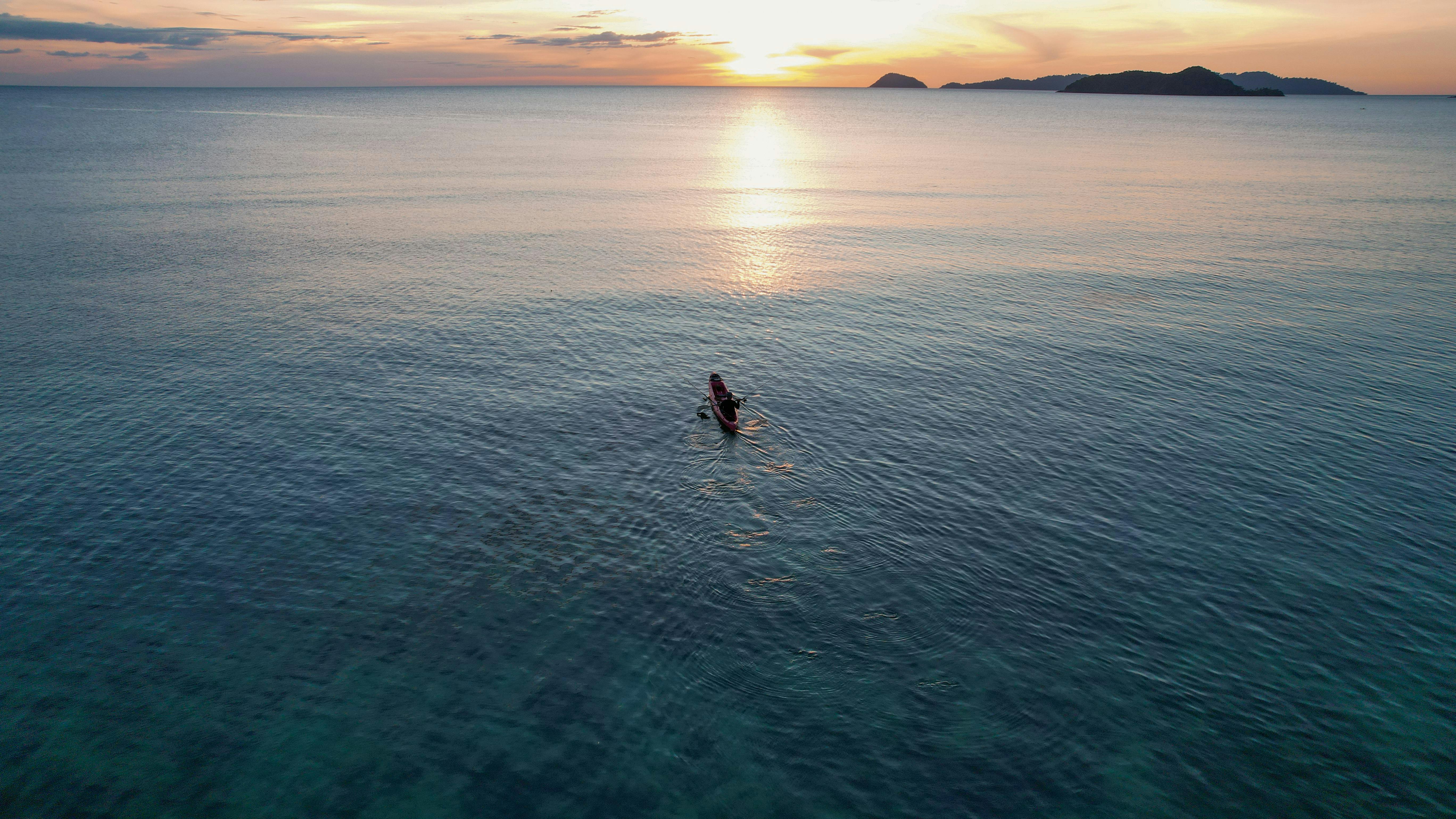 Minimalist Adventure Photos, Download The BEST Free Minimalist ...