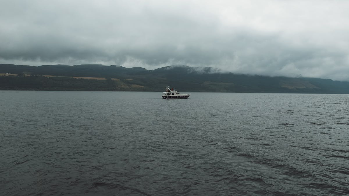 Small Boat Photos, Download The BEST Free Small Boat Stock Photos & HD ...