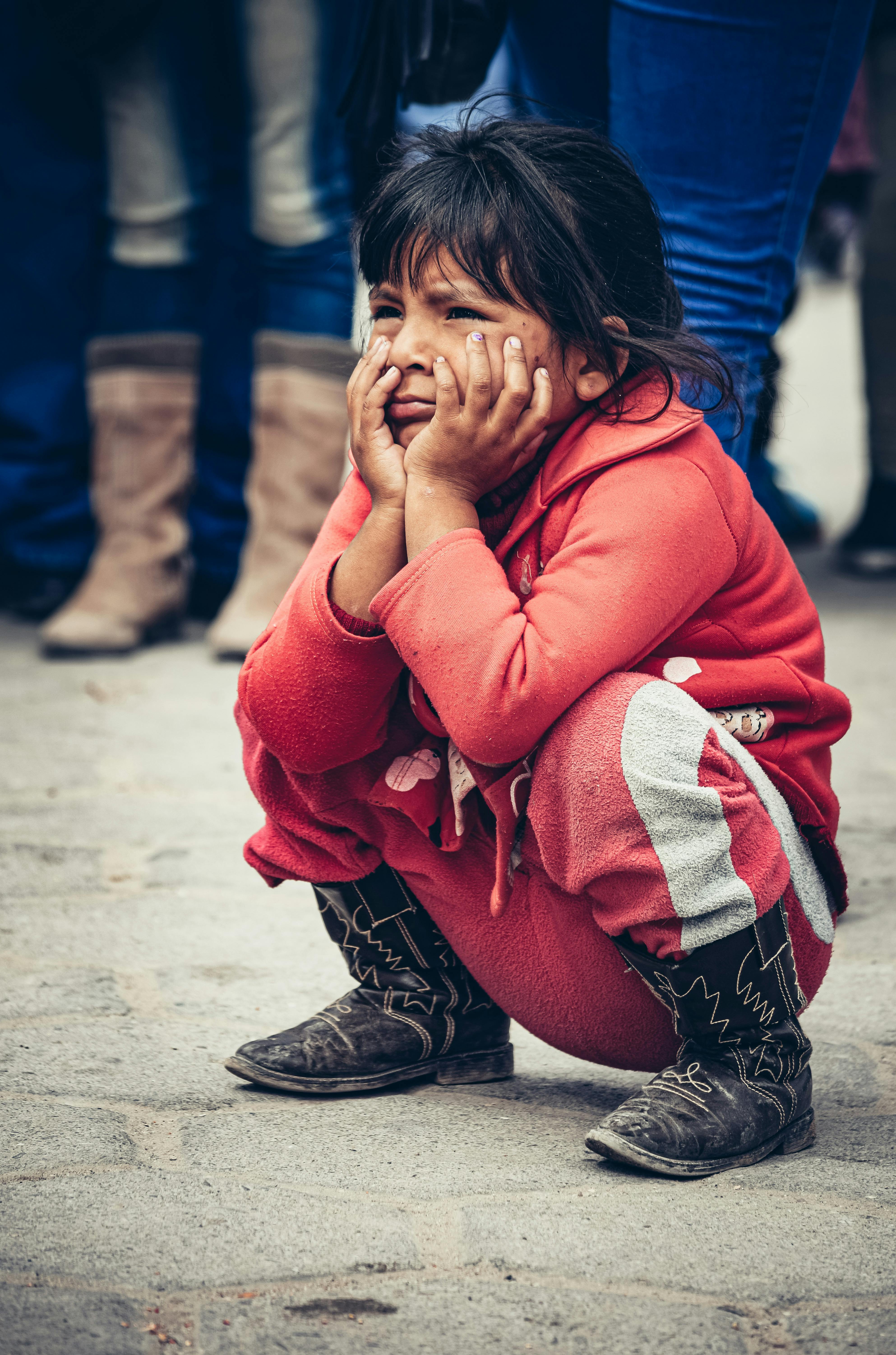 Squatting Down Children Photos, Download The BEST Free Squatting Down ...