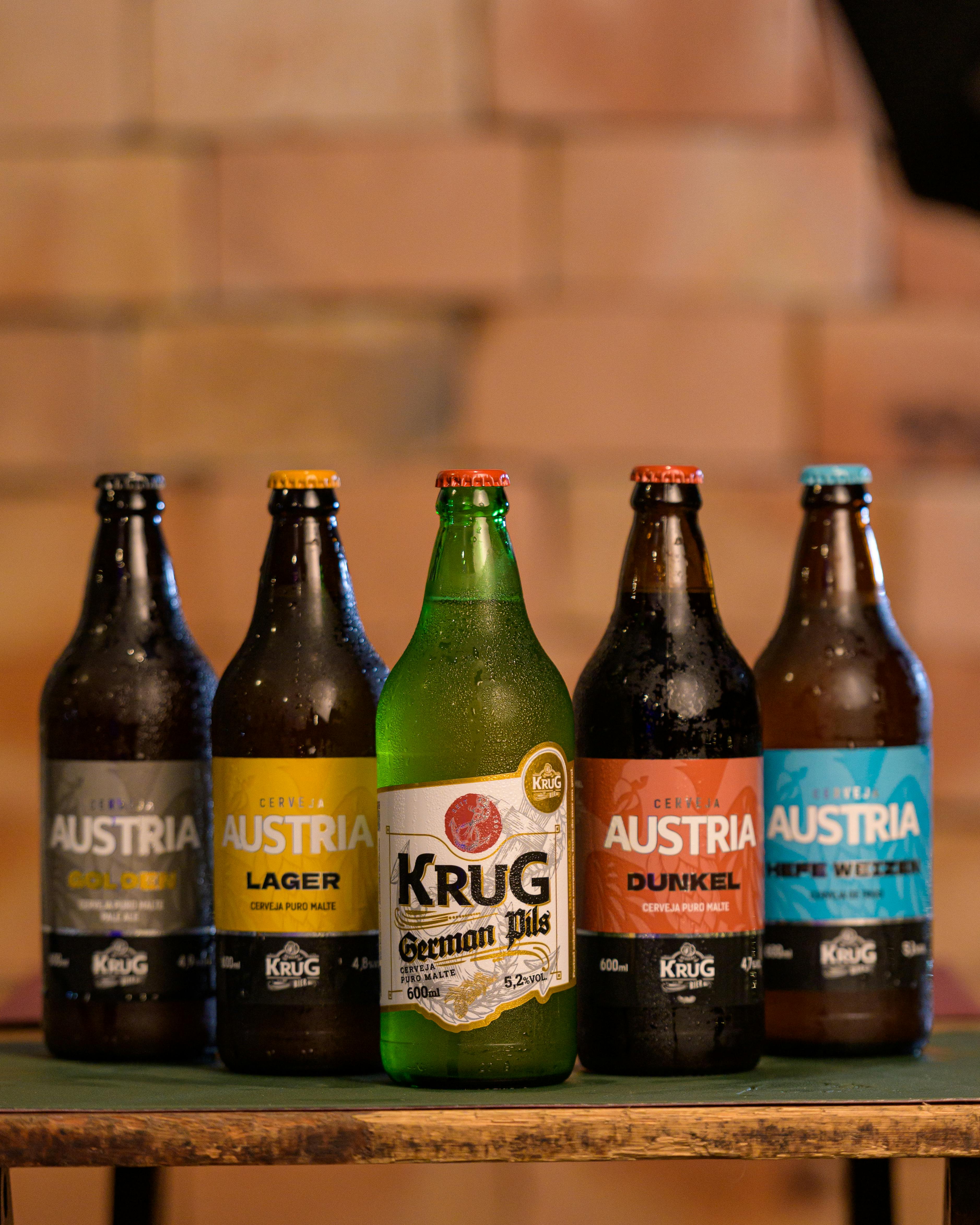 Bottles of Beer · Free Stock Photo