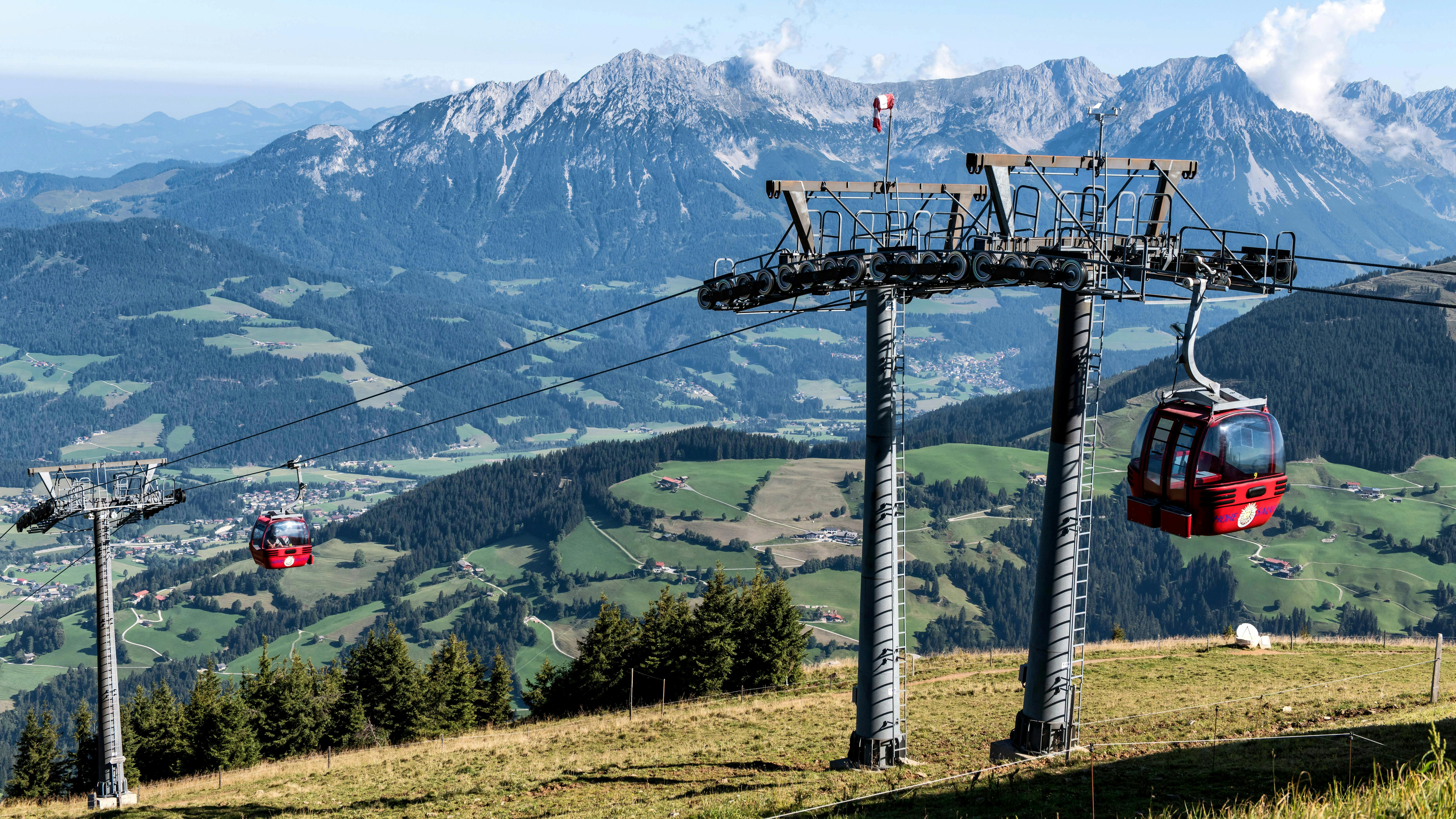 Funicular on a Cable Railway Tracks in Hallstatt · Free Stock Photo