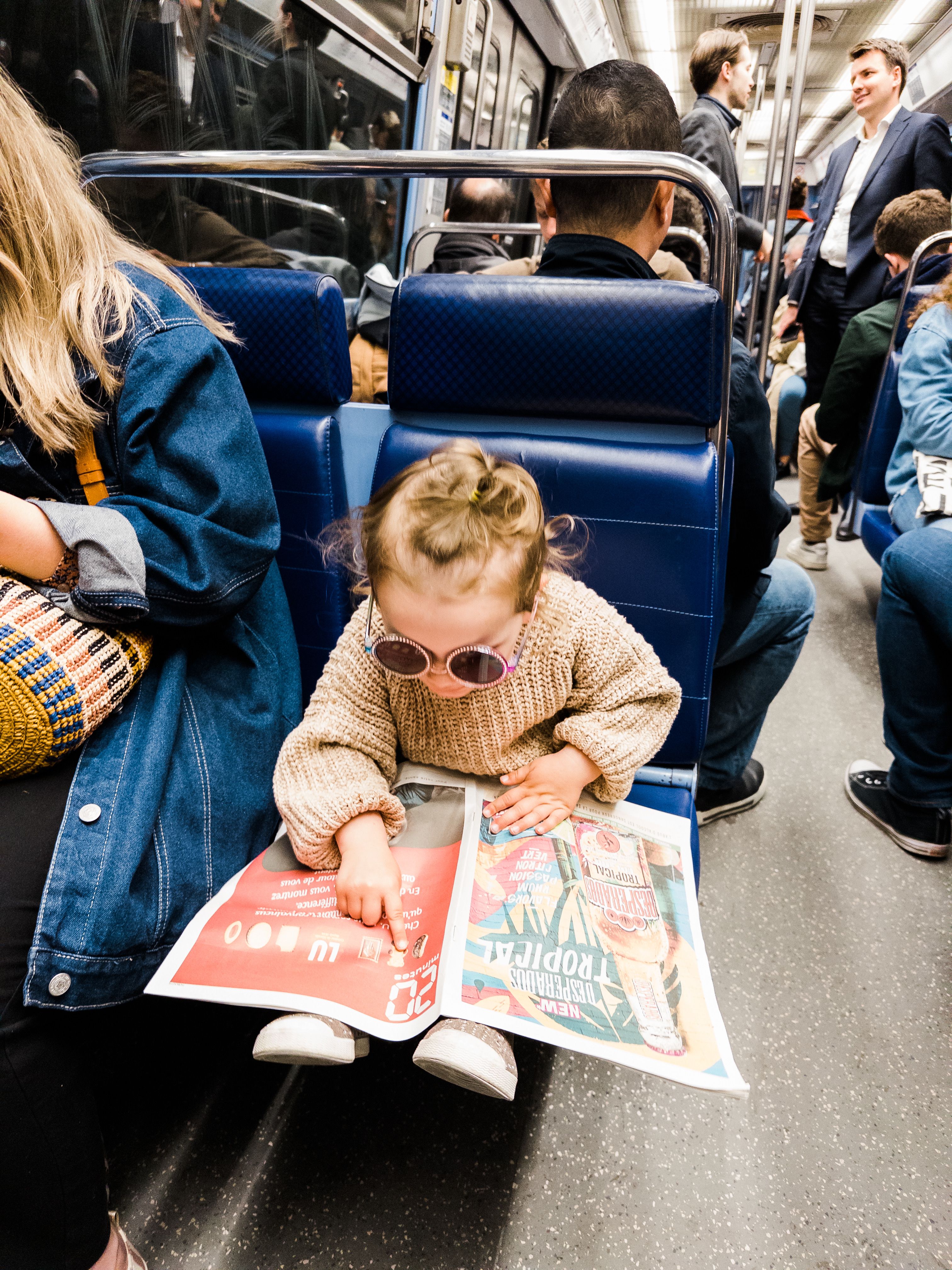 Newspaper Girl Photos, Download The BEST Free Newspaper Girl Stock ...