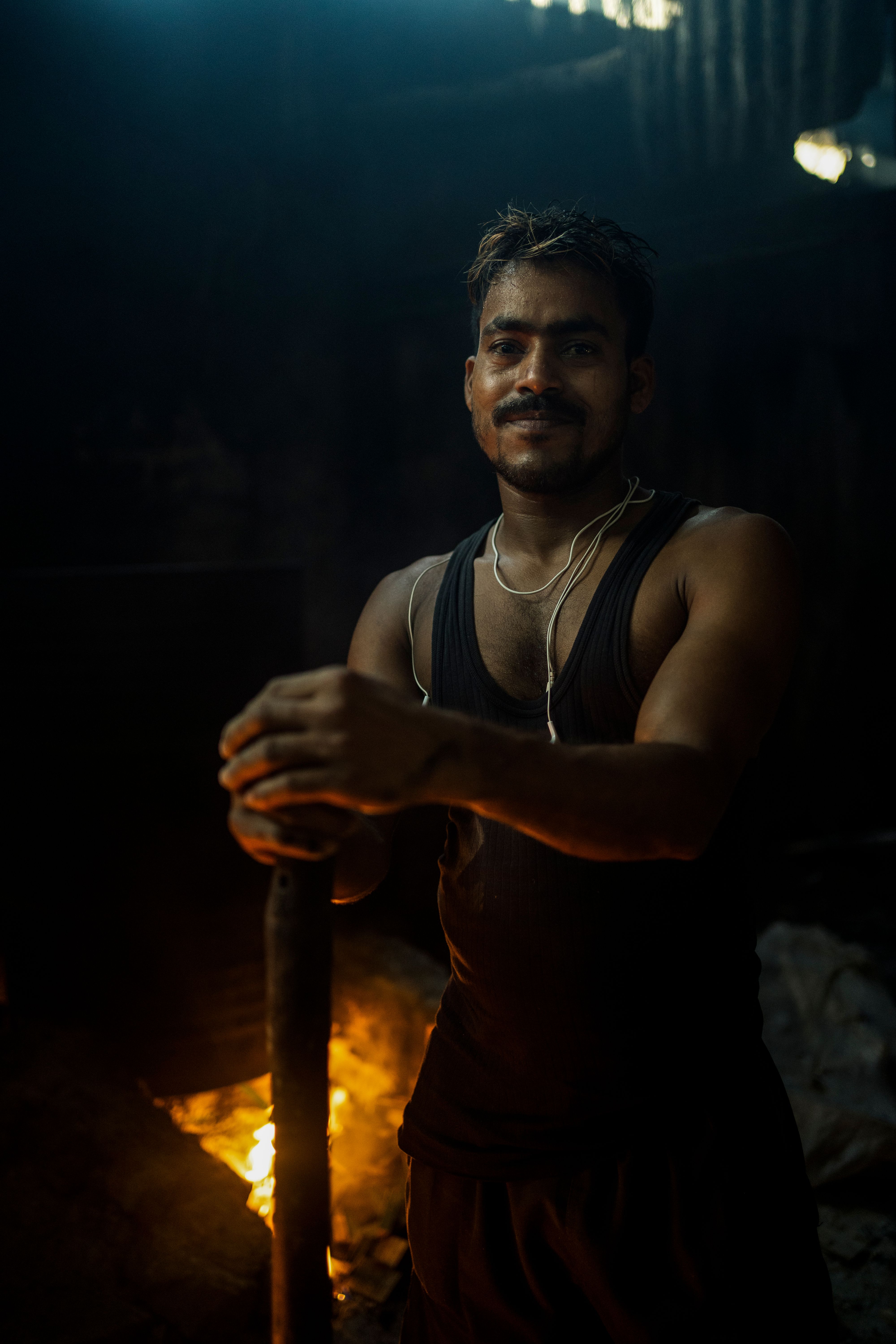 Man Standing in Darkness · Free Stock Photo