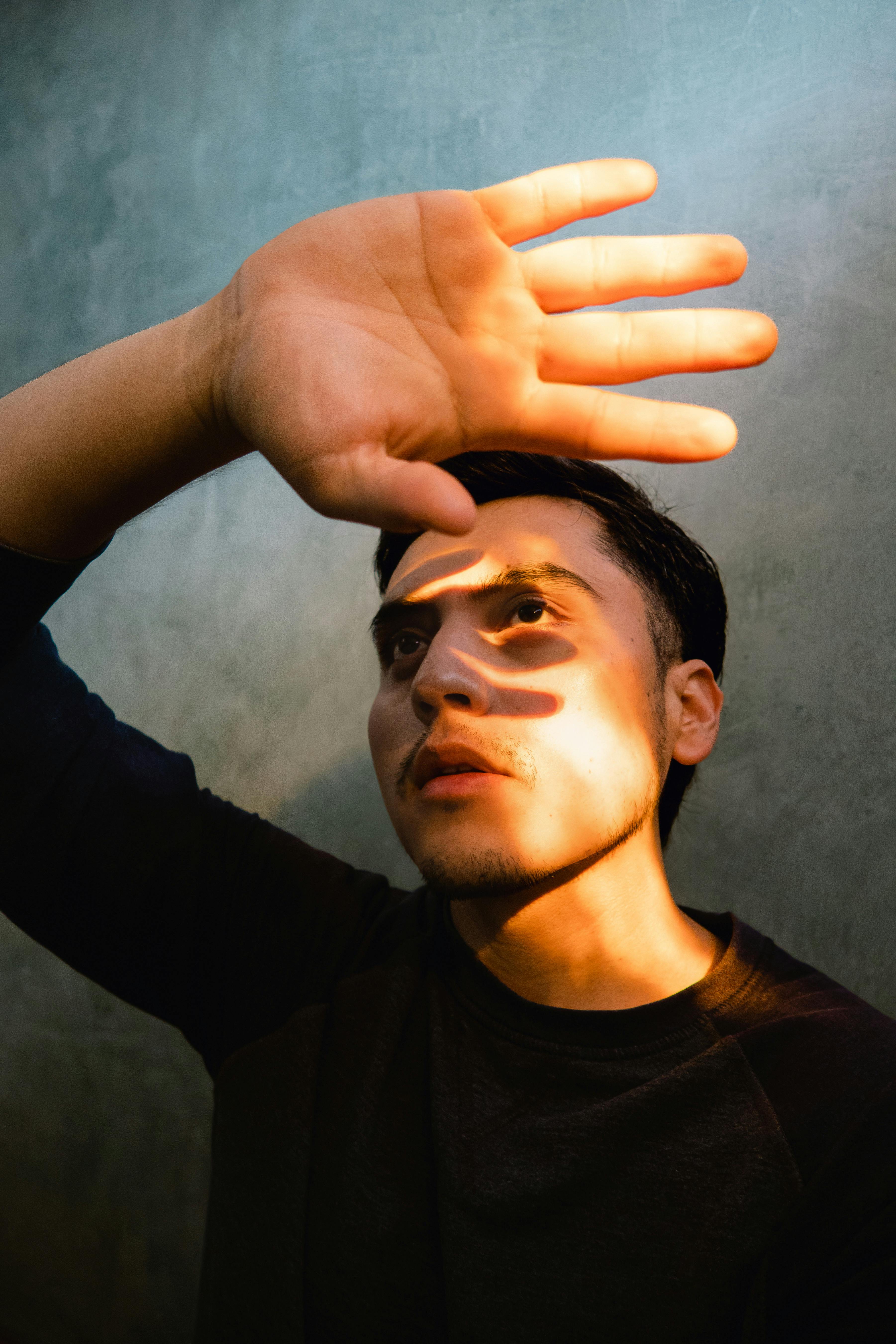 Man Hand Mog Photos, Download The BEST Free Man Hand Mog Stock Photos ...