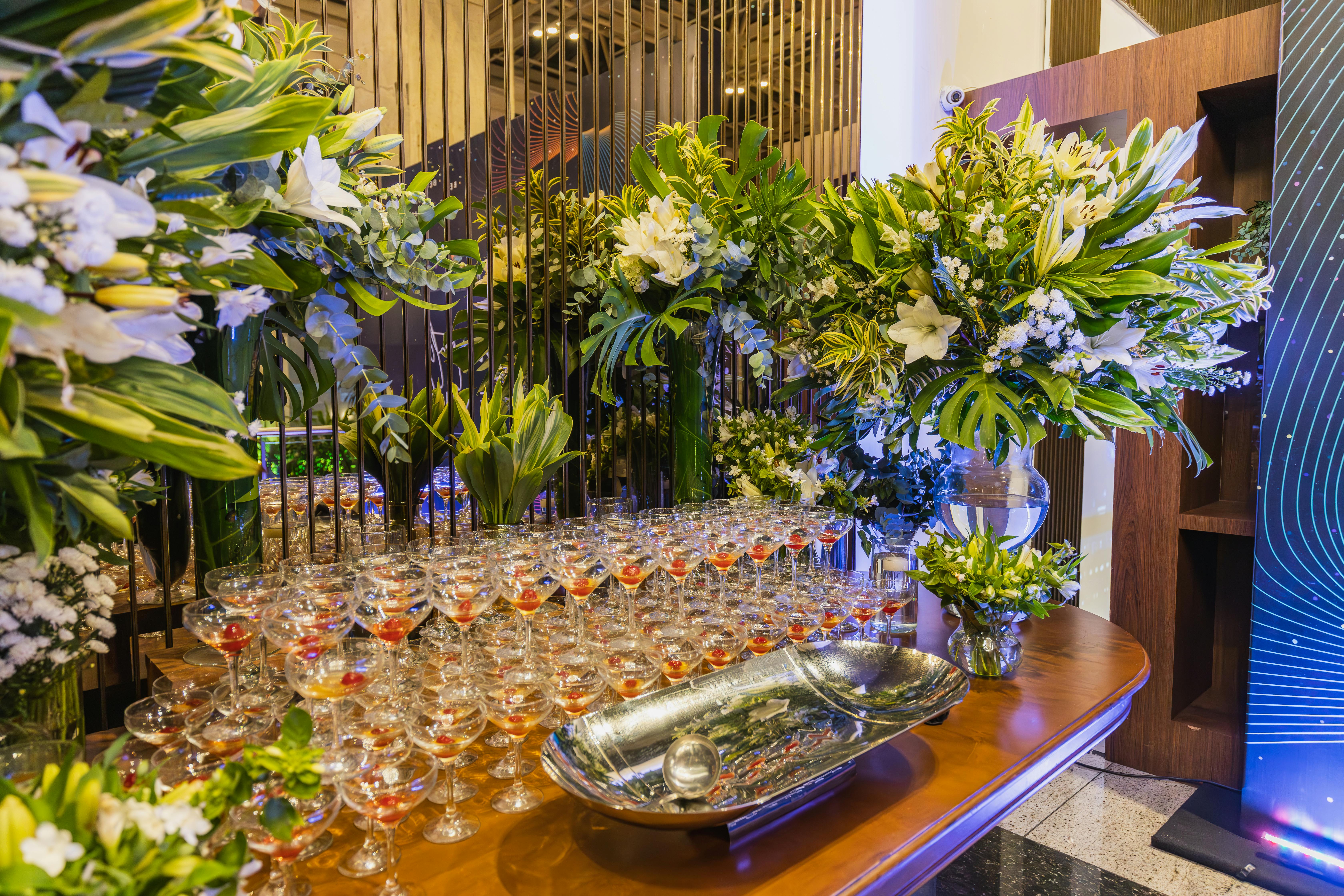 Chic Party Setup Photos, Download The BEST Free Chic Party Setup Stock ...