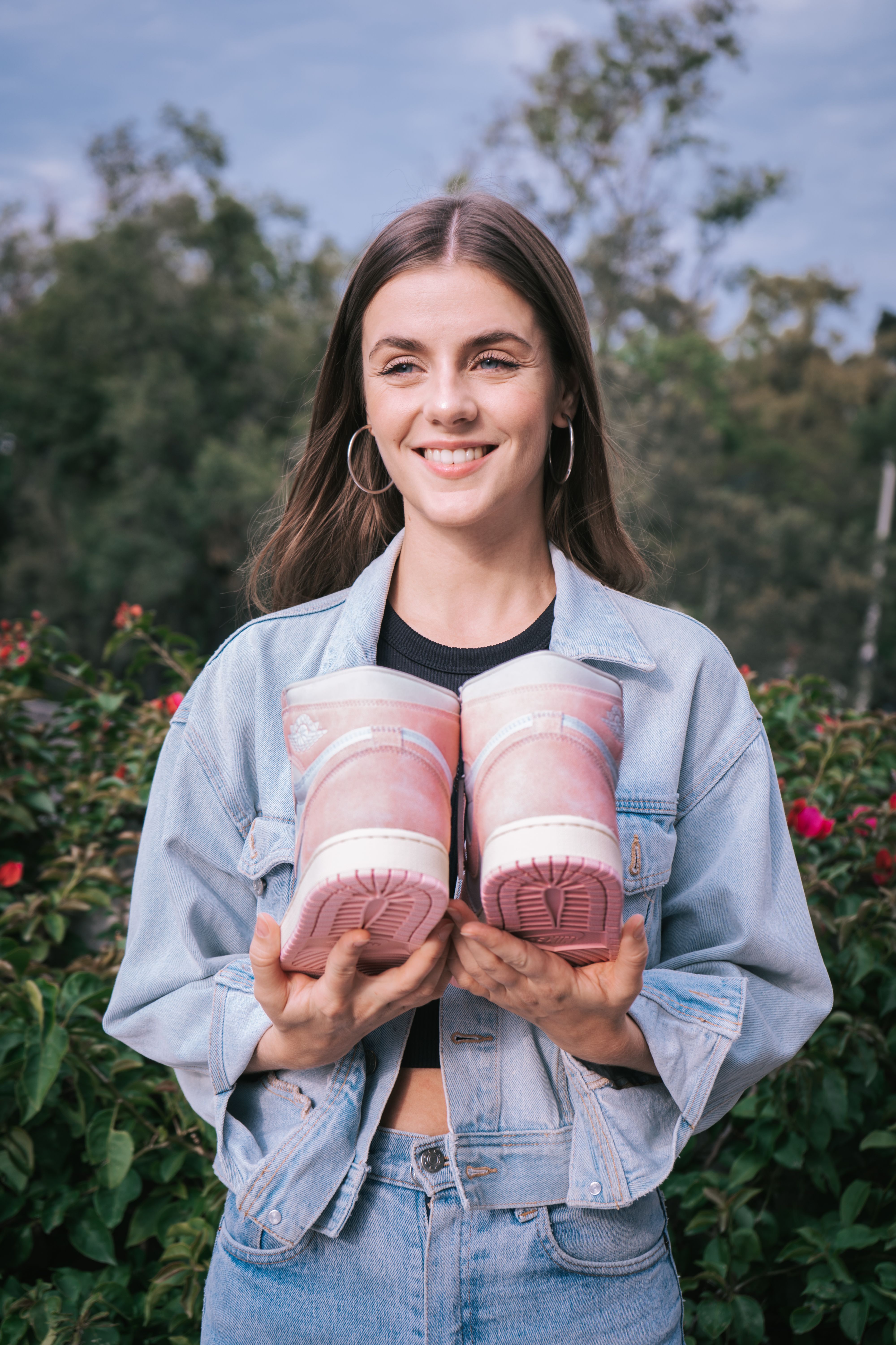 Model Showing Shoes · Free Stock Photo