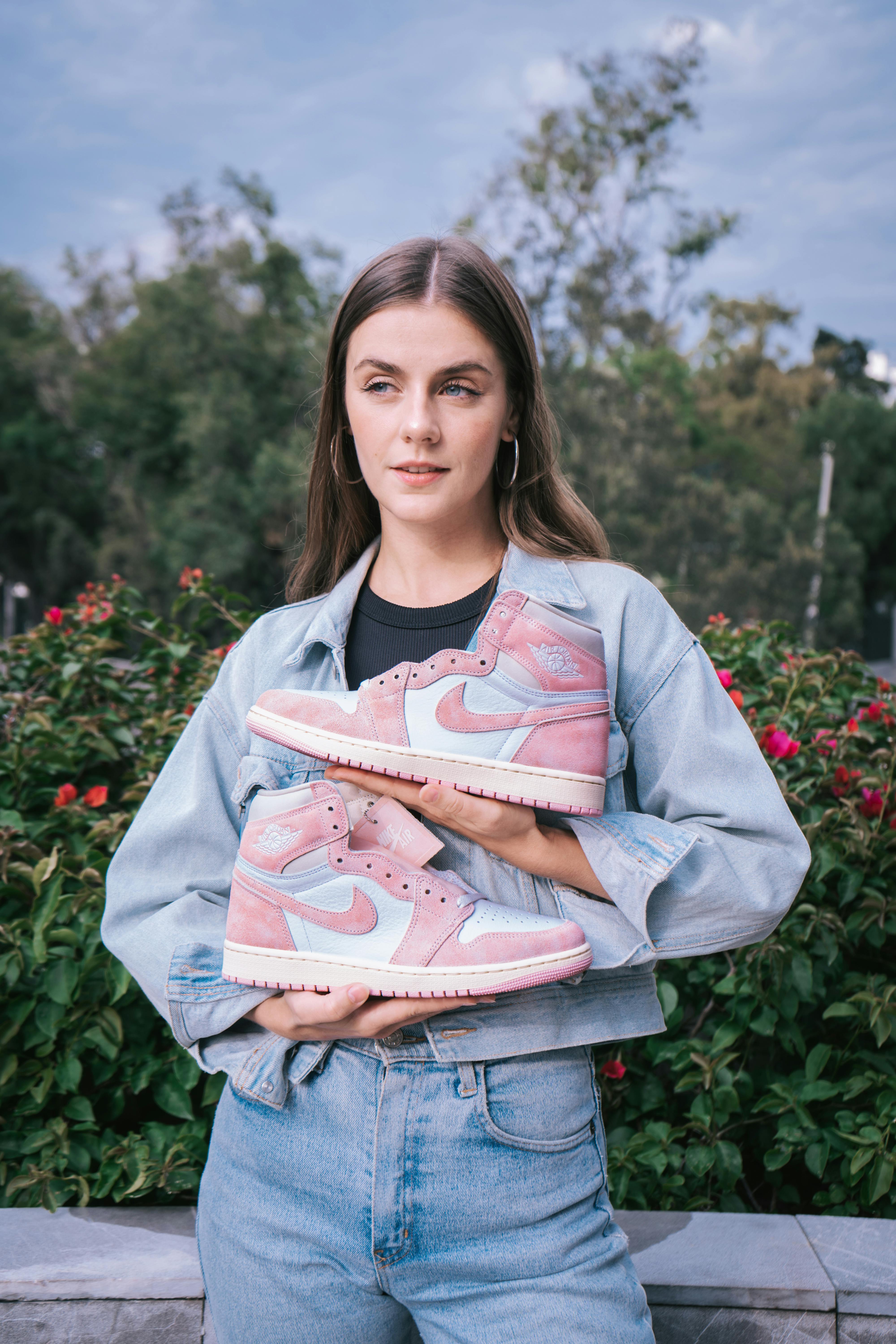 Nike Images Photos, Download The BEST Free Nike Images Stock Photos ...