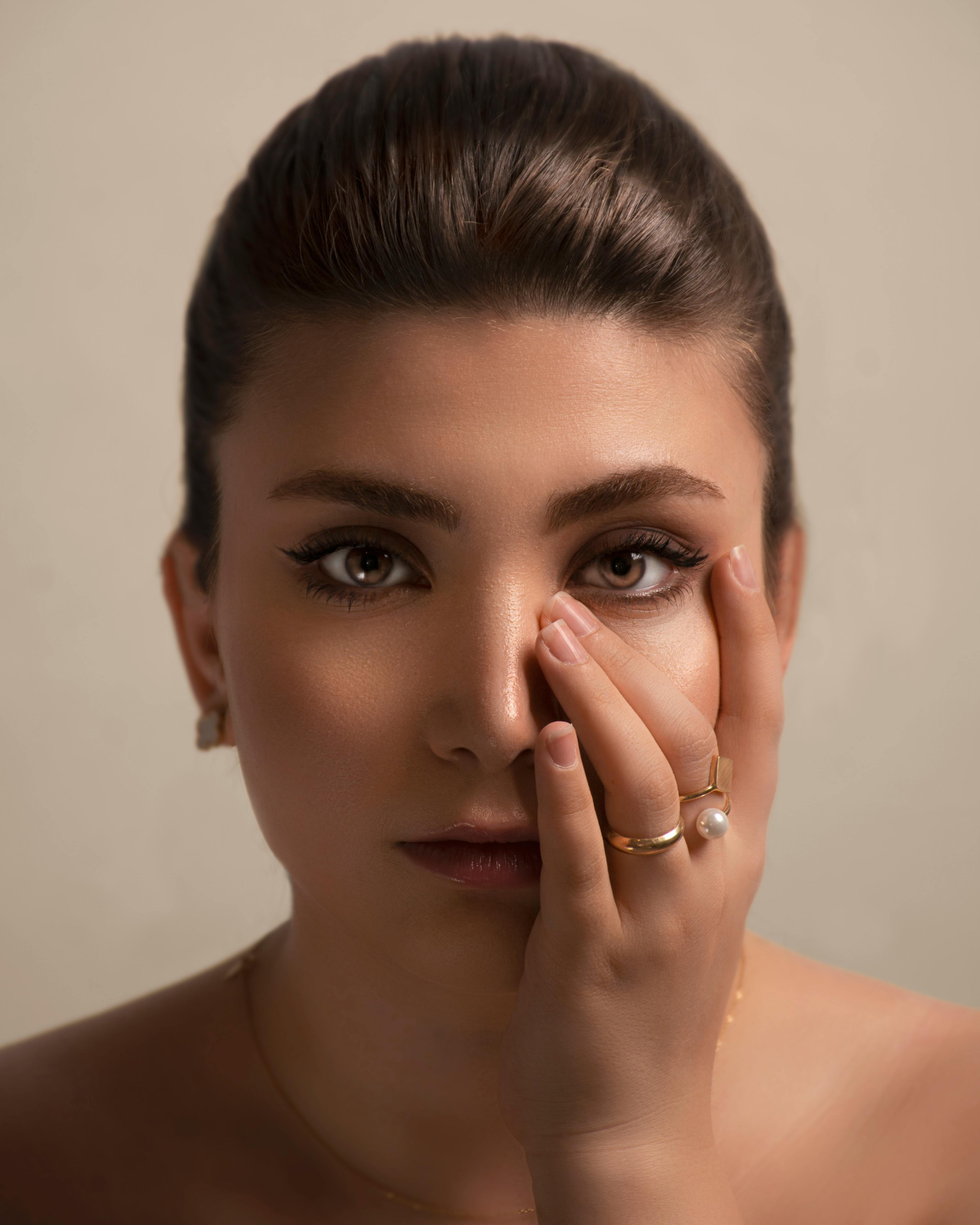 Face of a Woman with Hazel Eyes · Free Stock Photo