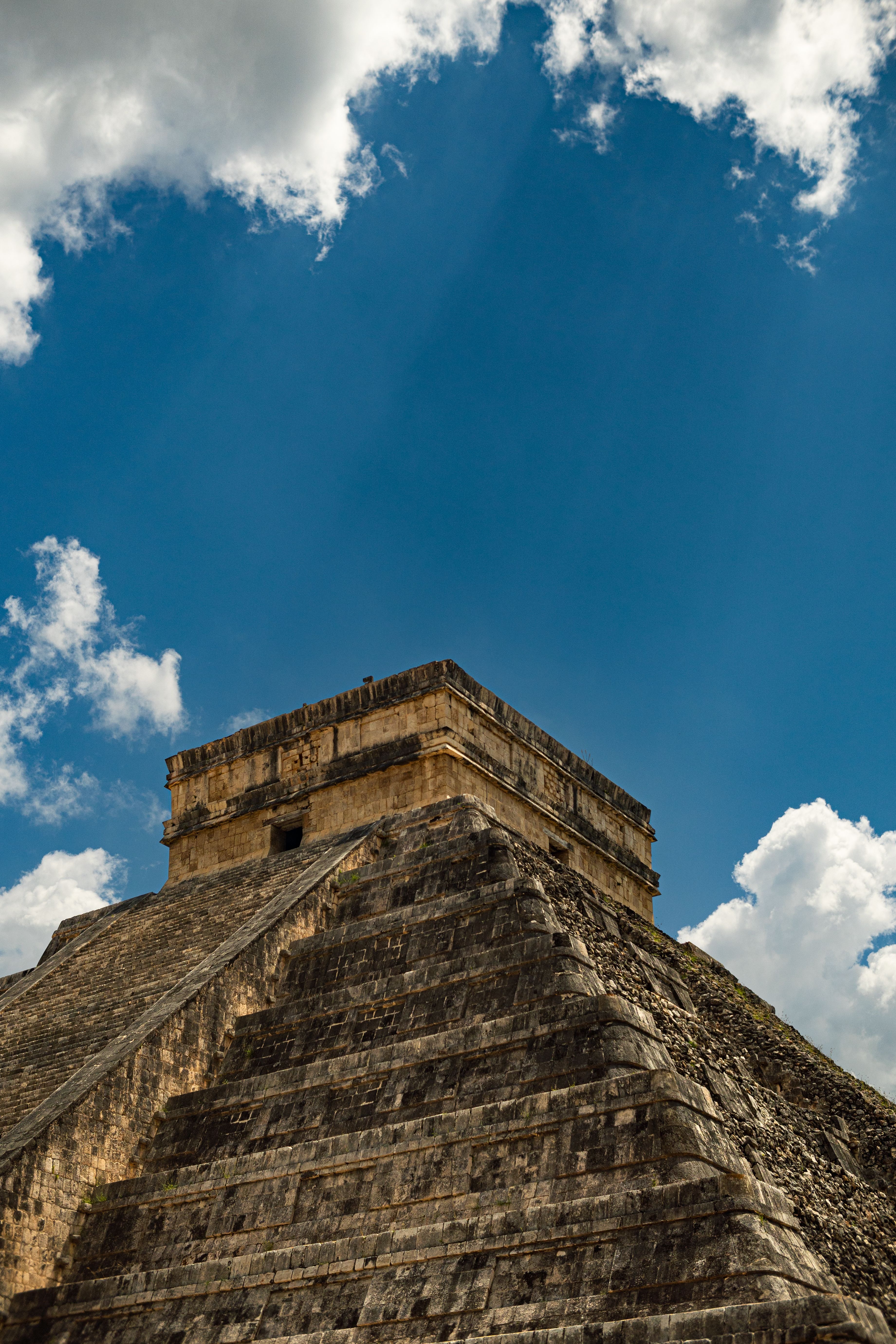 Chichen Itza Building in Mexico · Free Stock Photo