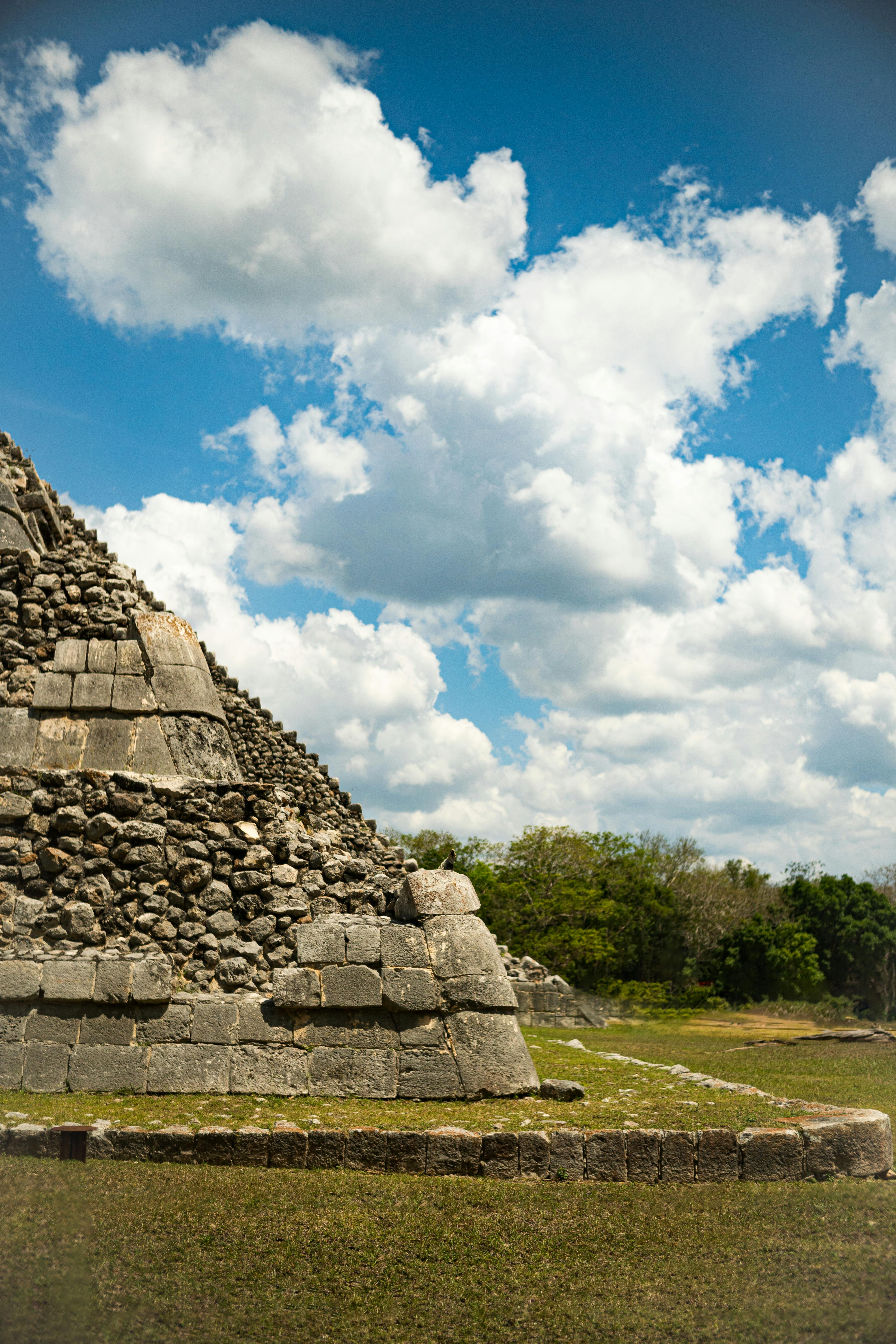 Mayan Pyramid Photos, Download The BEST Free Mayan Pyramid Stock Photos ...