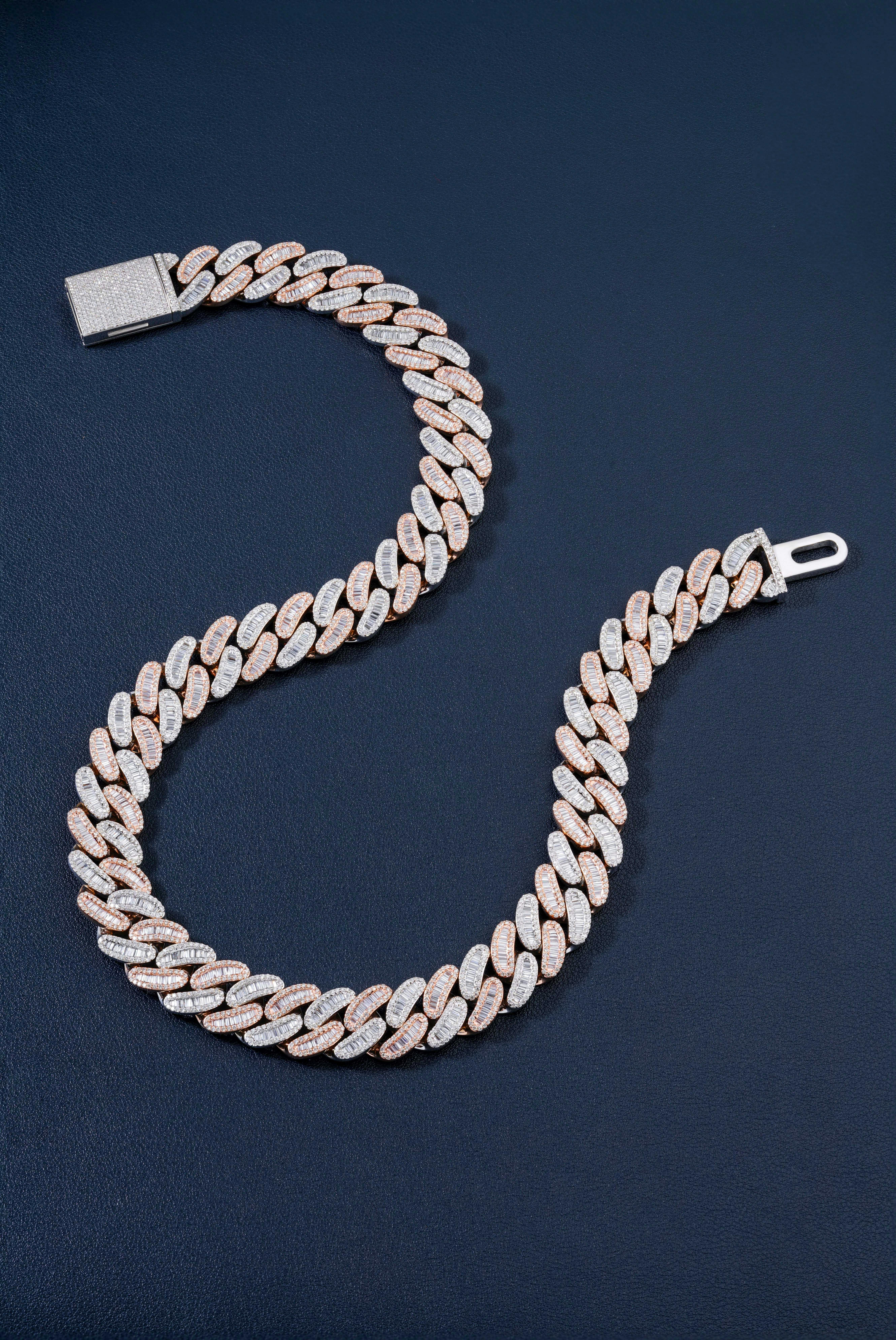 Silver and Diamond Chain · Free Stock Photo