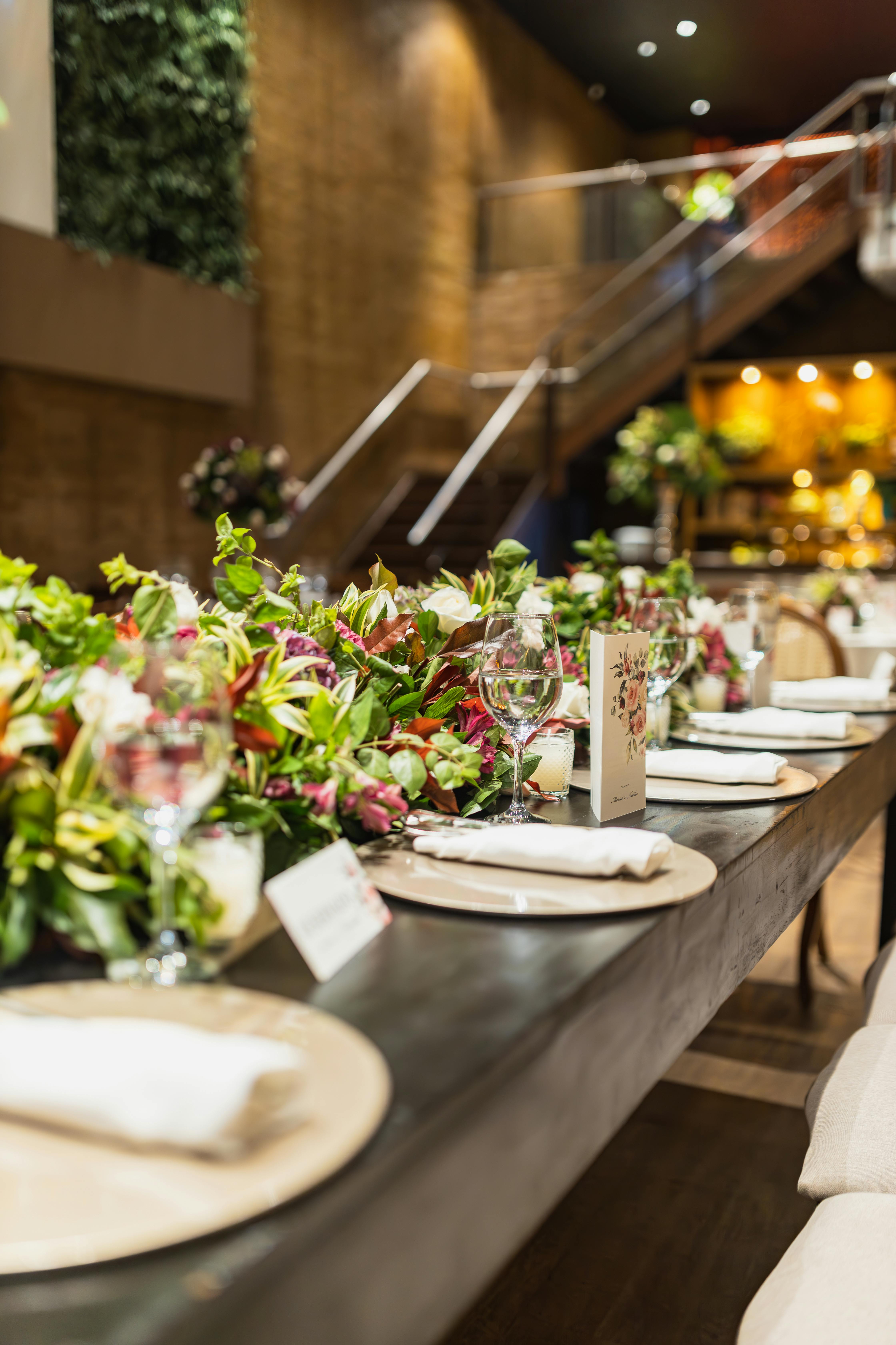 Set Table for a Wedding Reception · Free Stock Photo