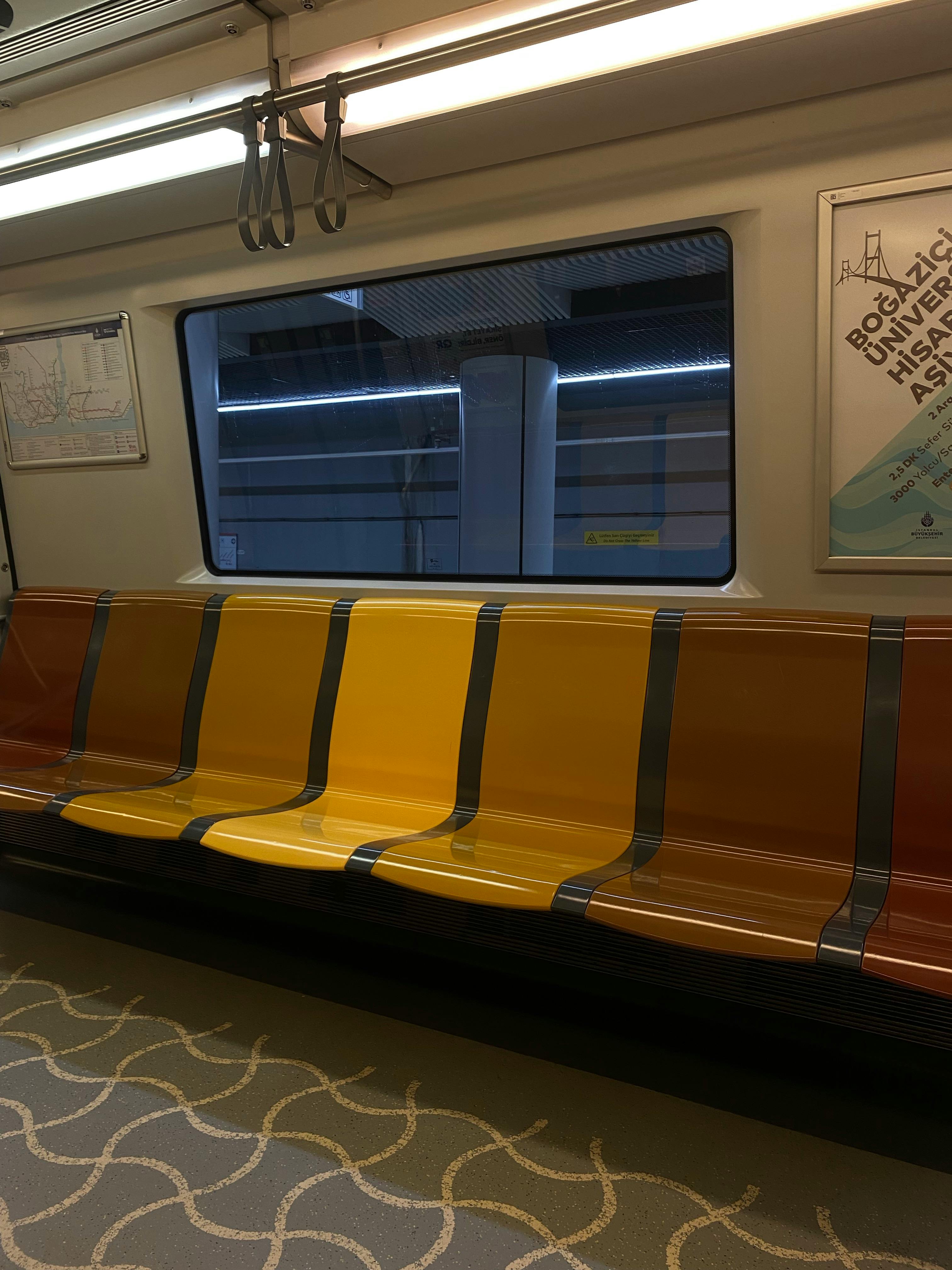 Empty Subway Train · Free Stock Photo