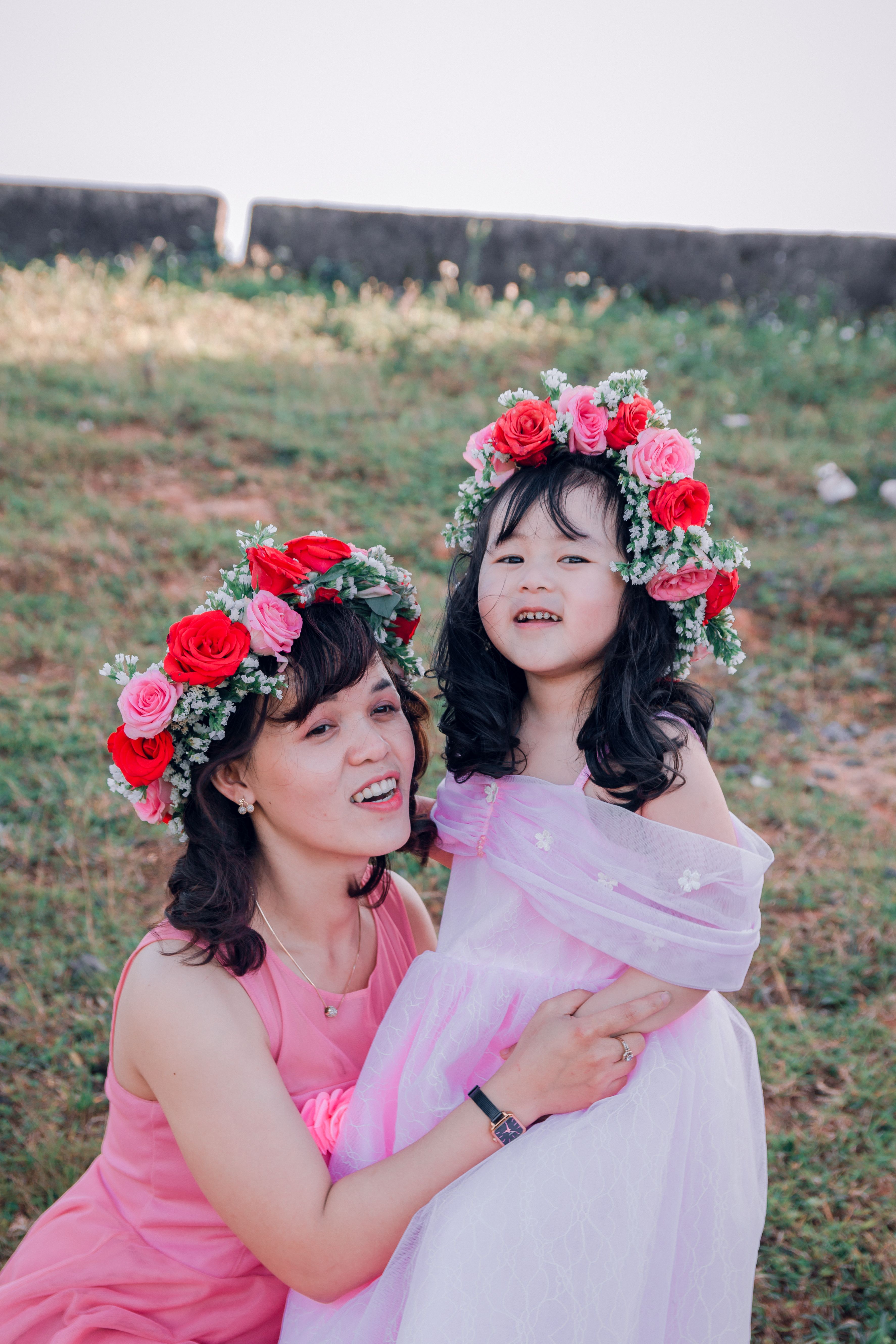 Free stock photo of Asian, dam, mom & daughter - Stock Image - Everypixel