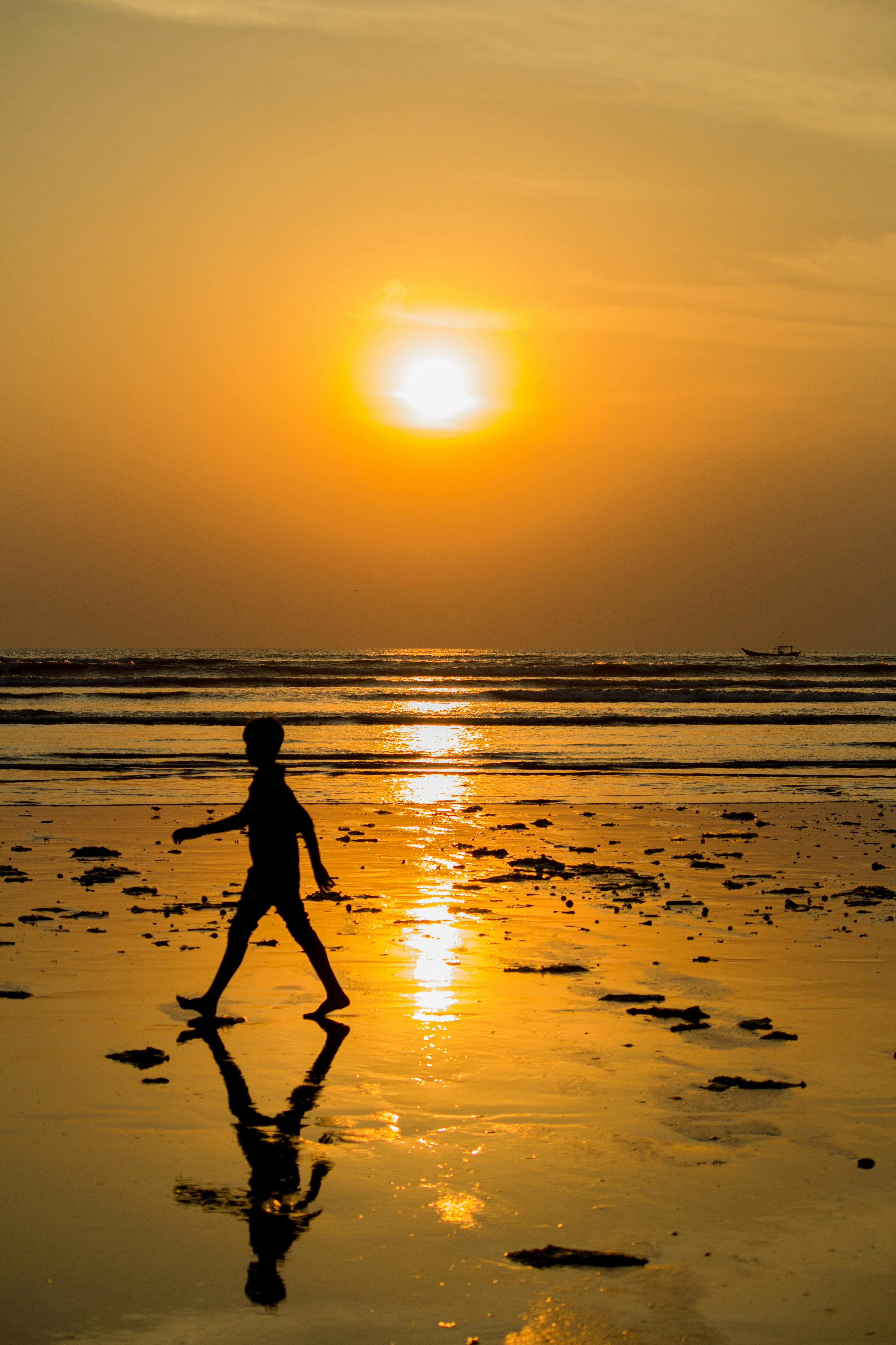 Sun Shaft Photos, Download The BEST Free Sun Shaft Stock Photos & HD Images